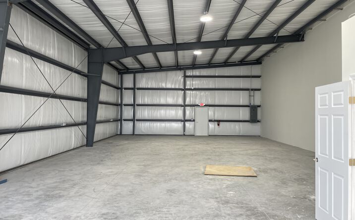 6770 15th St E, Sarasota, FL 34243 | Crexi.com