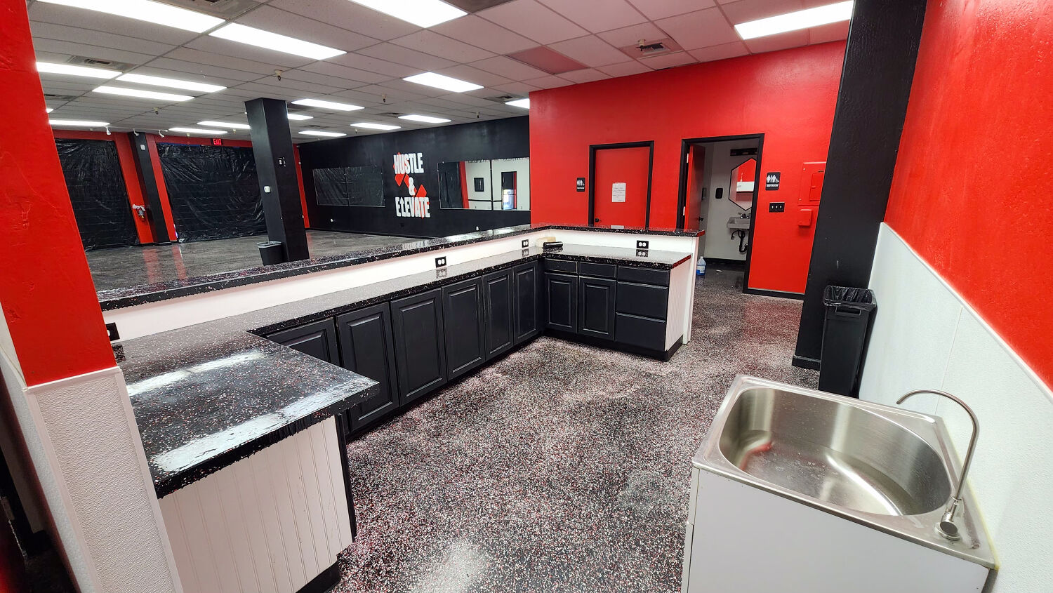 2111 S Alma School Rd, Mesa, AZ 85210 | Crexi.com