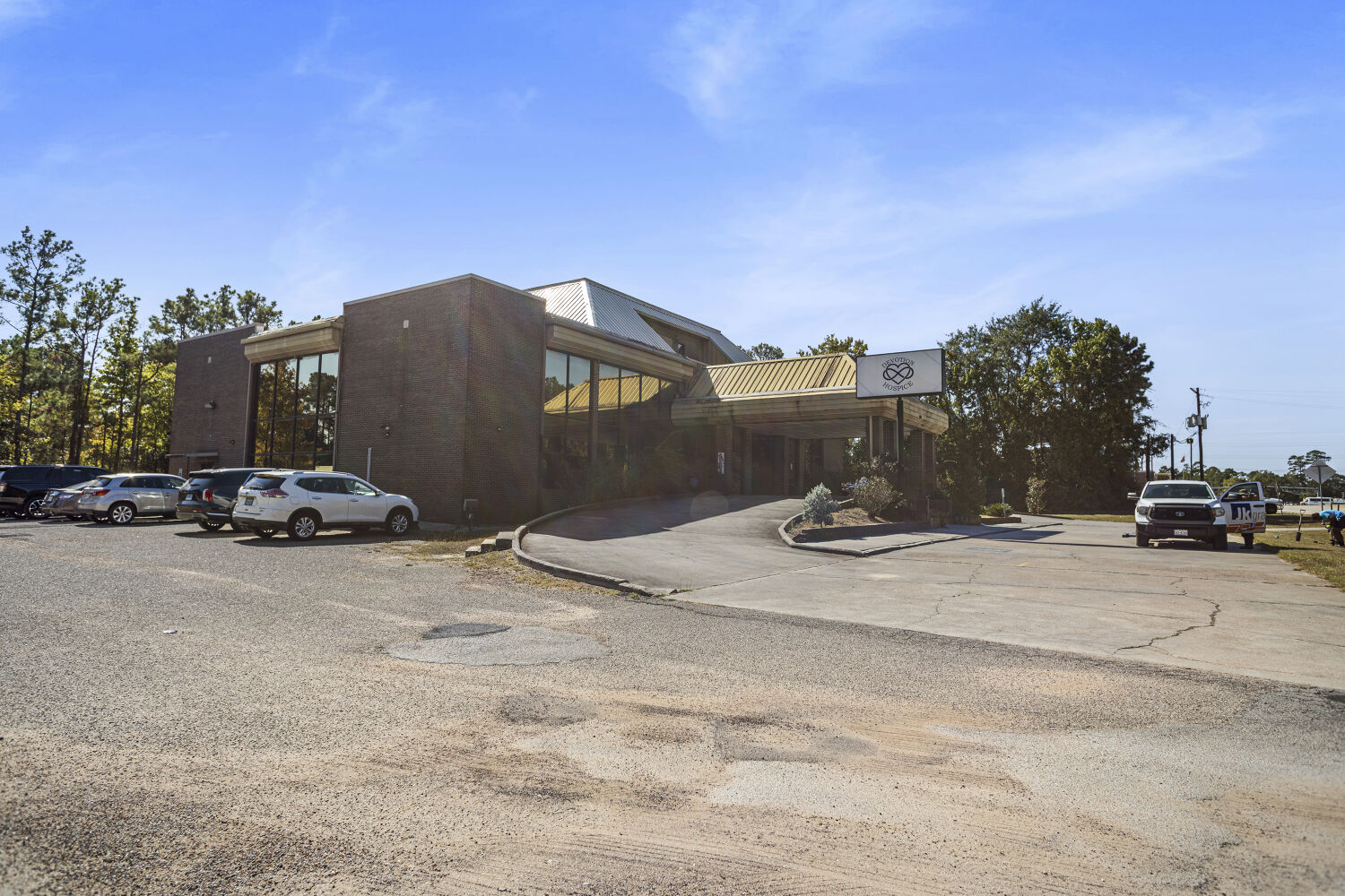 610 N Loop 336 E, Conroe, TX 77301 | Crexi.com