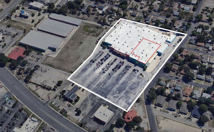 910 SE Military Dr, San Antonio, TX 78214 | Crexi.com