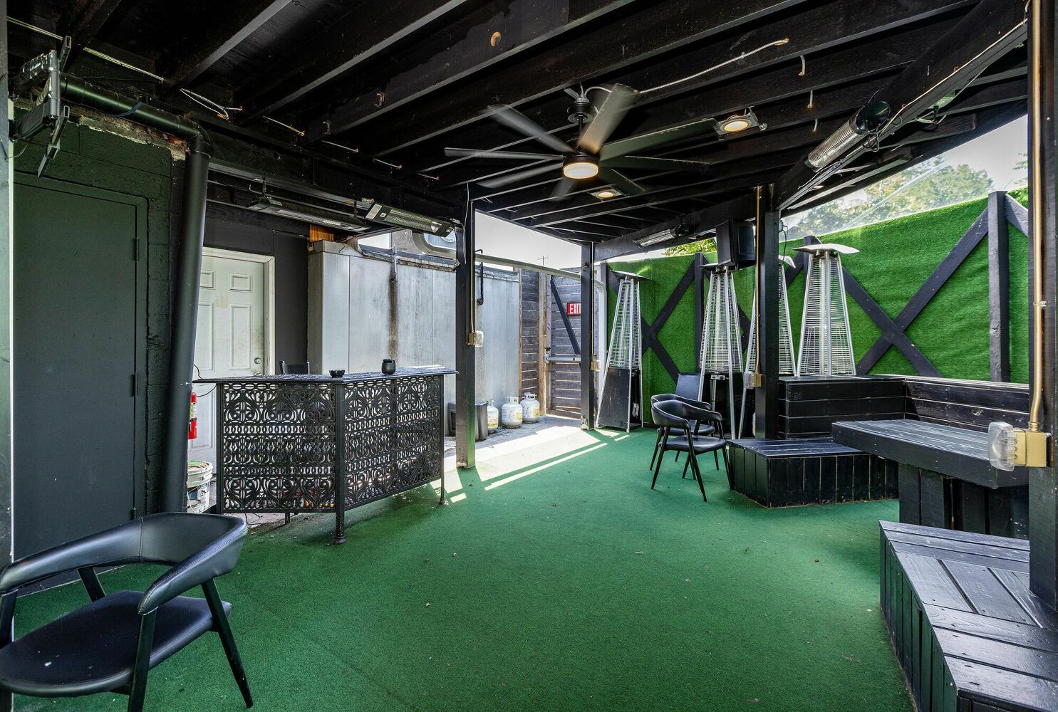 8021 Hamilton Ave, Cincinnati, OH 45231 | Crexi.com