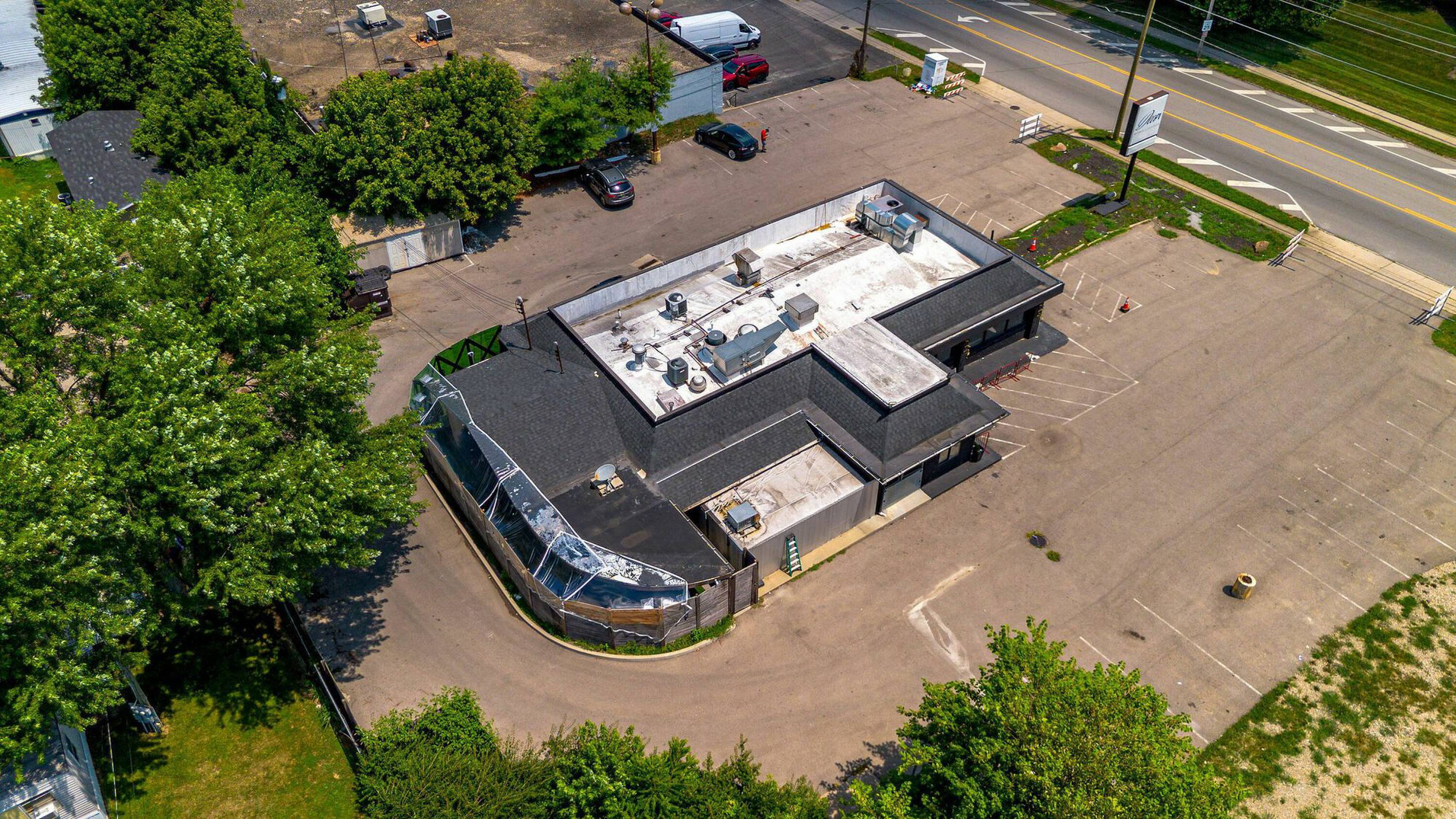 8021 Hamilton Ave, Cincinnati, OH 45231 | Crexi.com