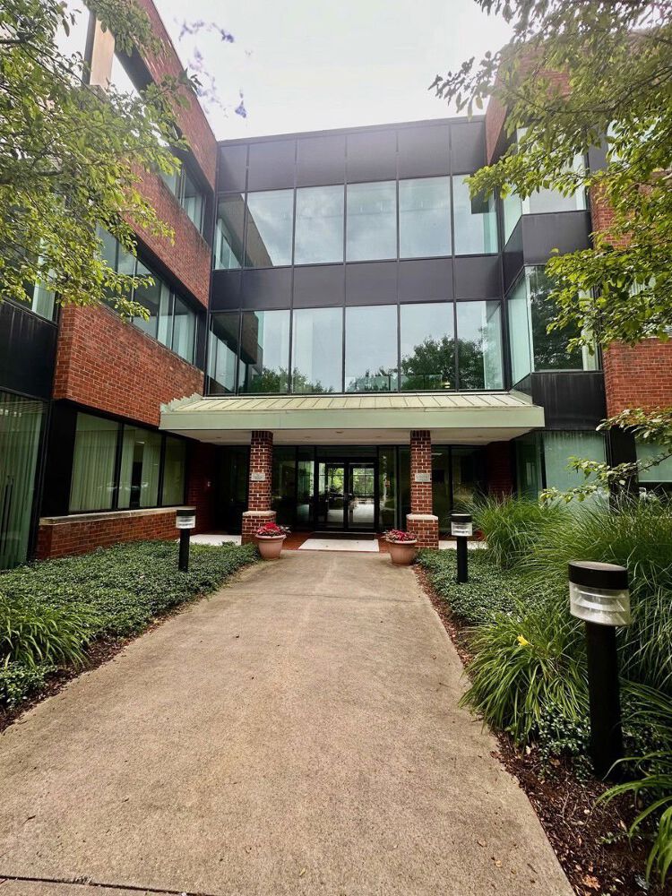 175 Powder Forest Dr, Simsbury, CT 06089 | Crexi.com