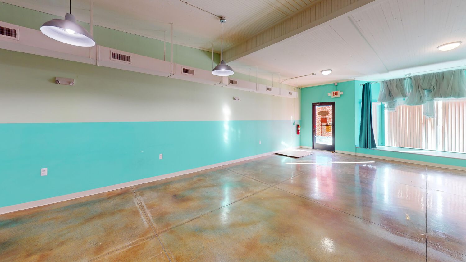 214 S Michigan Ave, Howell, MI 48843 | Crexi.com