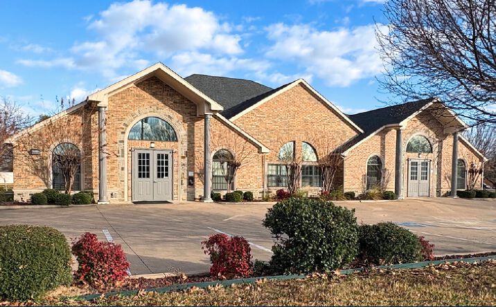 345 Westpark Wy, Euless, TX 76040 | Crexi.com