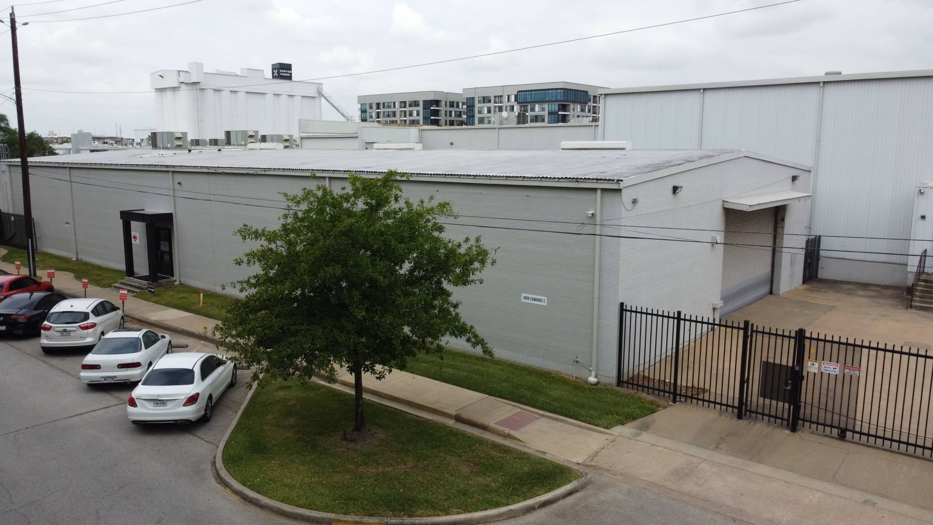 2000 Edwards St, Houston, TX 77007 | Crexi.com