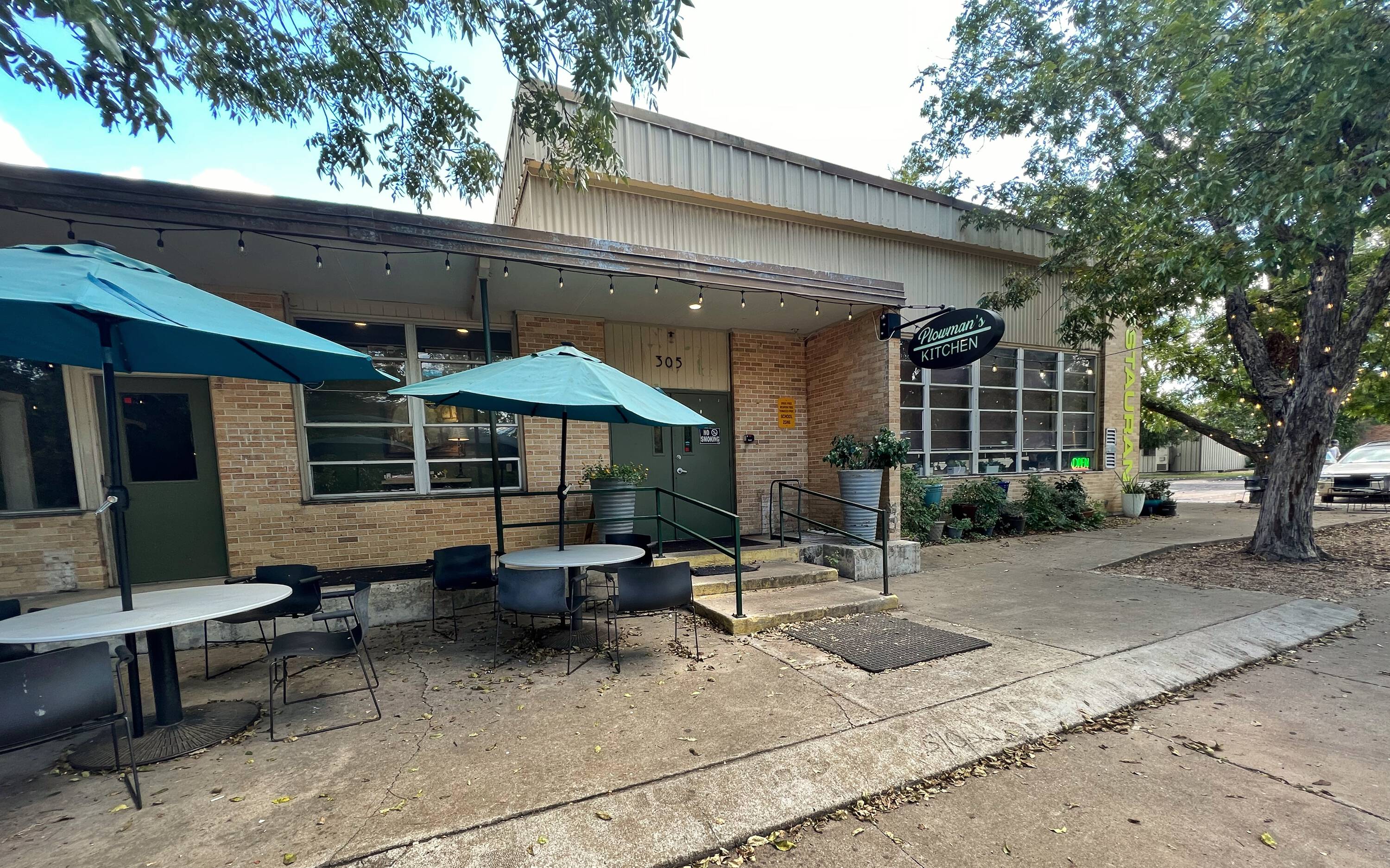 410 W 7th St, Taylor, TX 76574 | Crexi.com