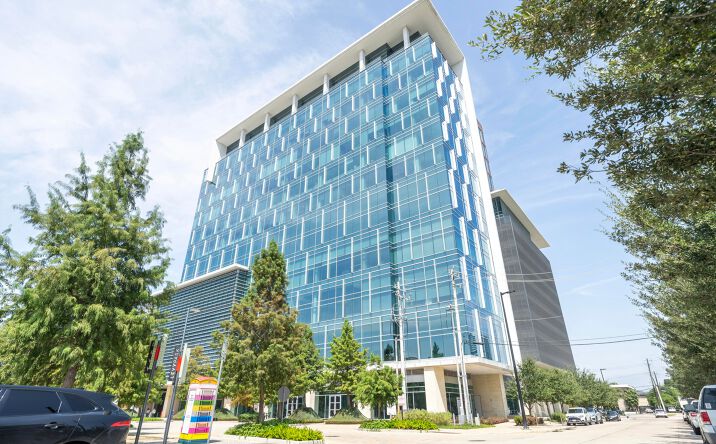 3200 Southwest Fwy, Houston, TX 77027 | Crexi.com