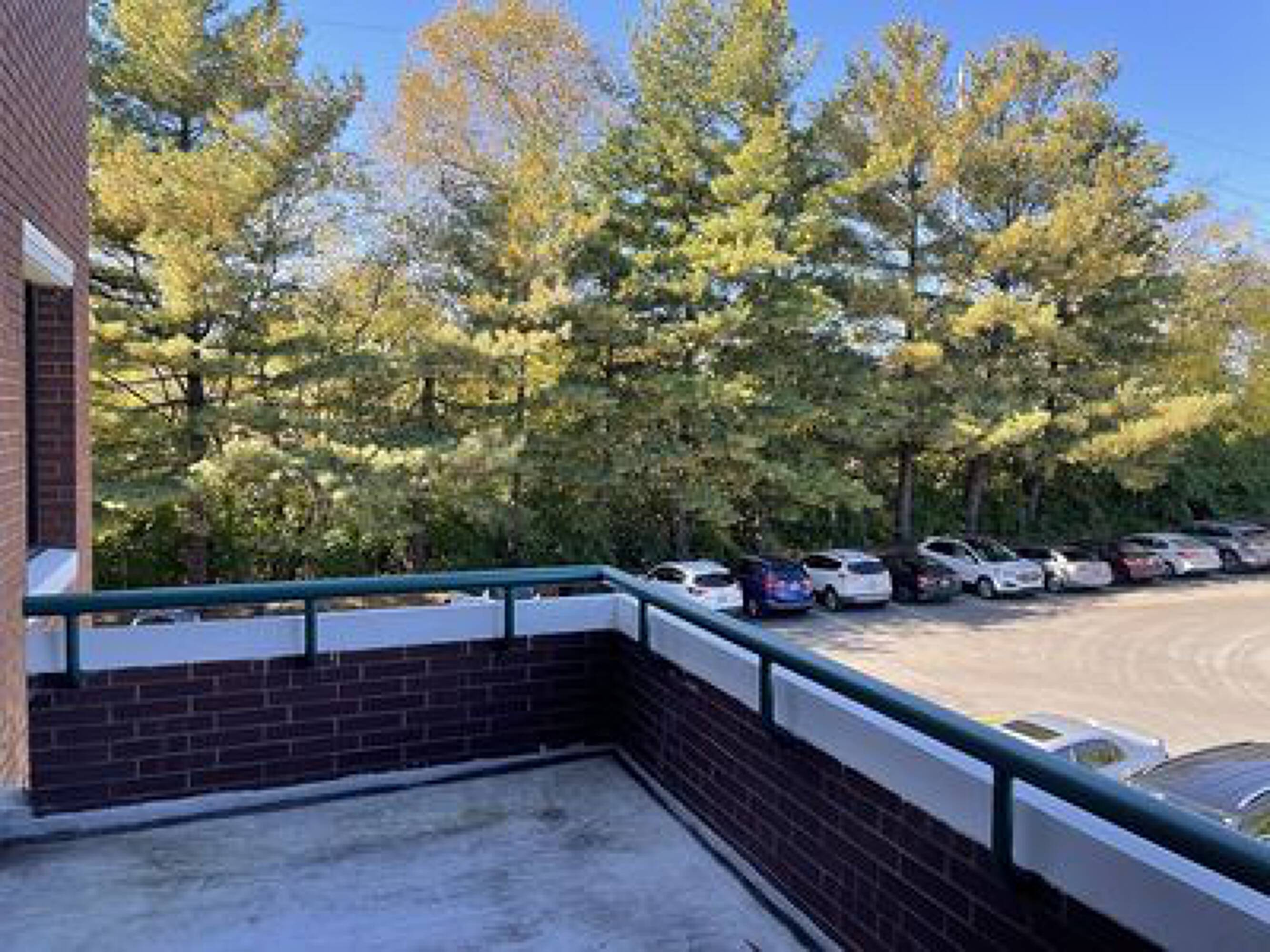 12910 SHELBYVILLE RD Middletown KY 40243-1593 APN: 003201800000 | Crexi.com