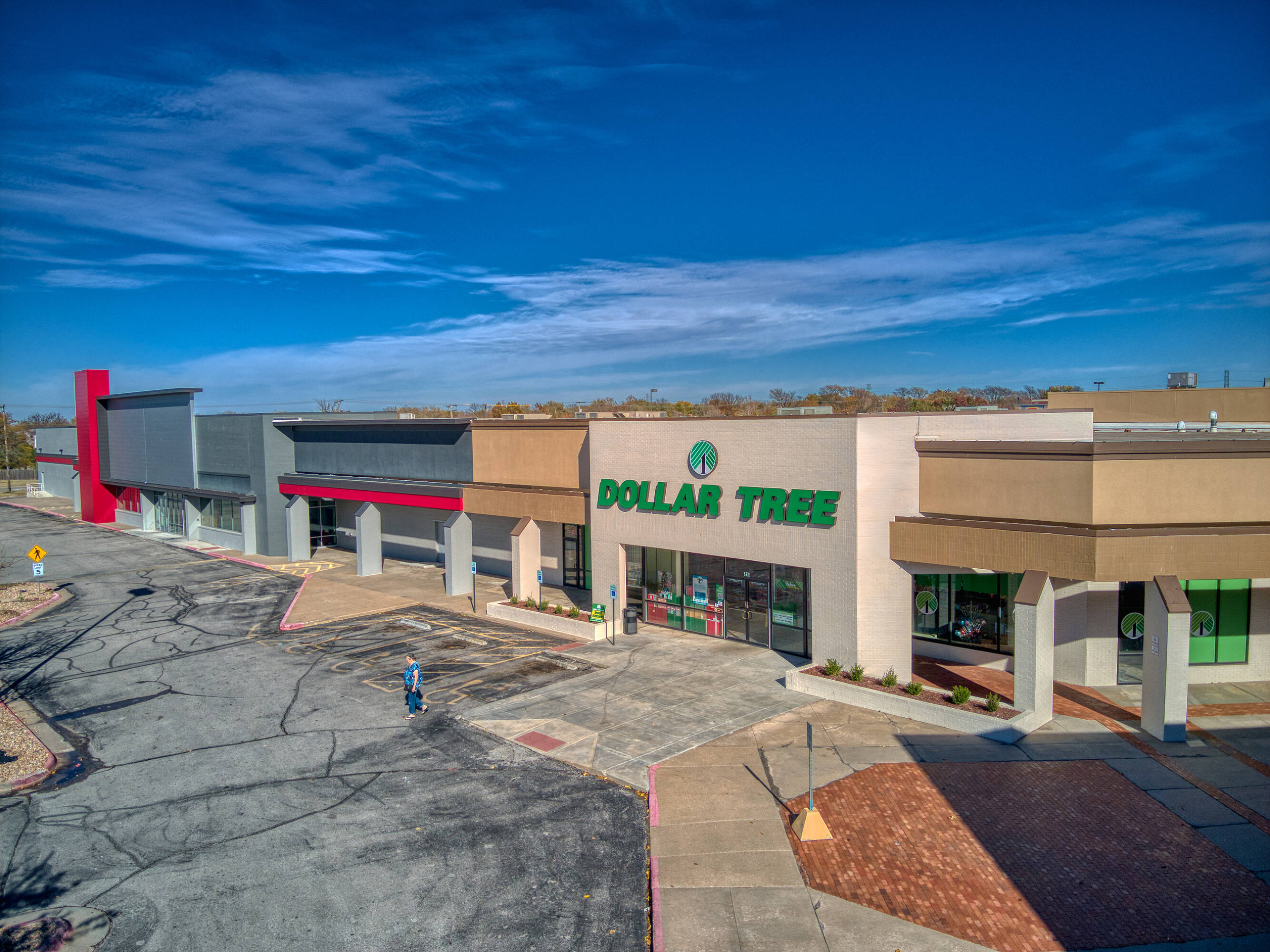 2020 N Woodlawn Blvd, Wichita, KS 67208 | Crexi.com