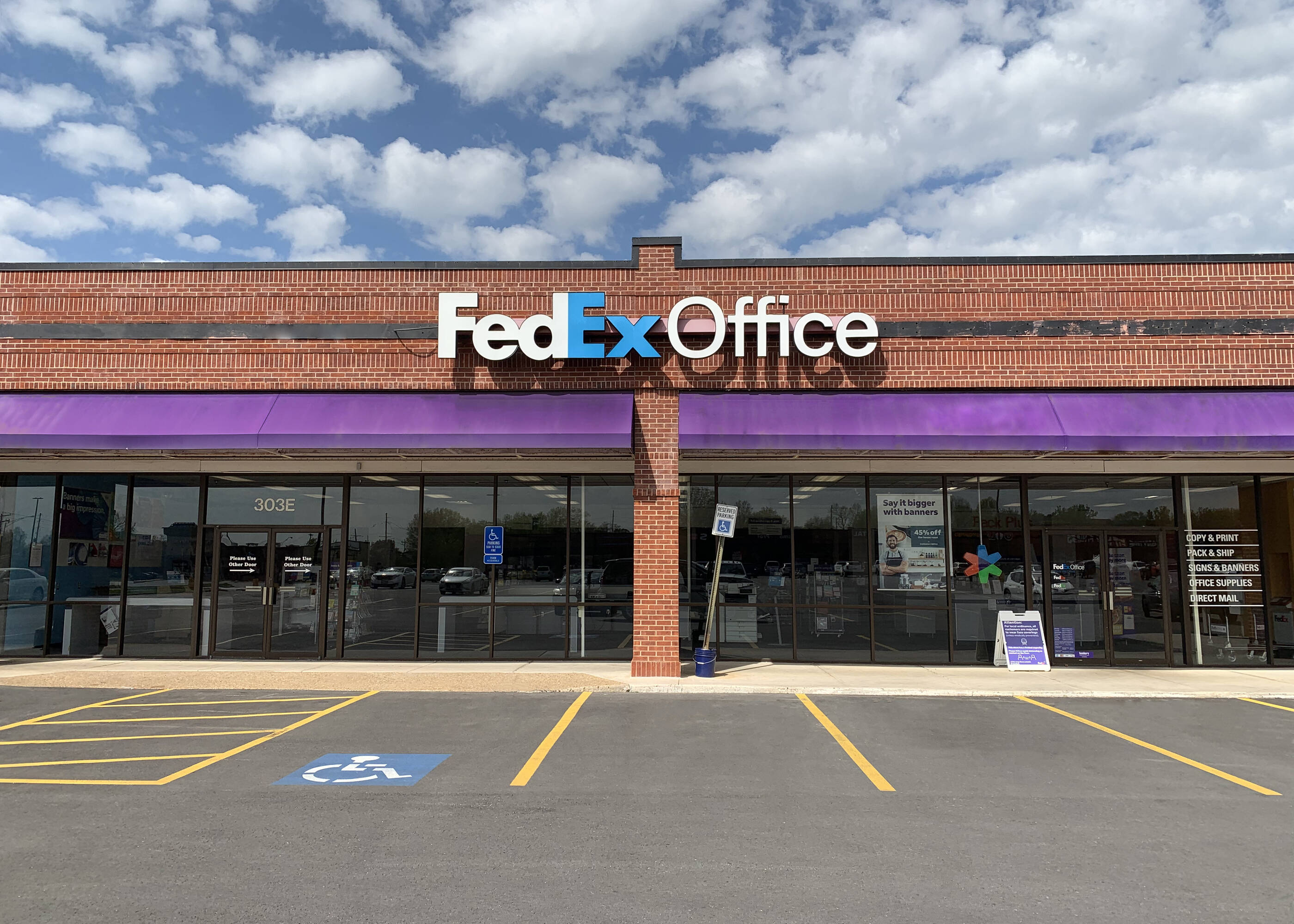 301-321 E Battlefield Rd, Springfield, MO 65807 | Crexi.com