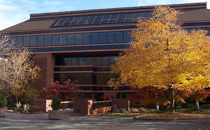 965 Greentree Rd, Pittsburgh, PA 15220 | Crexi.com