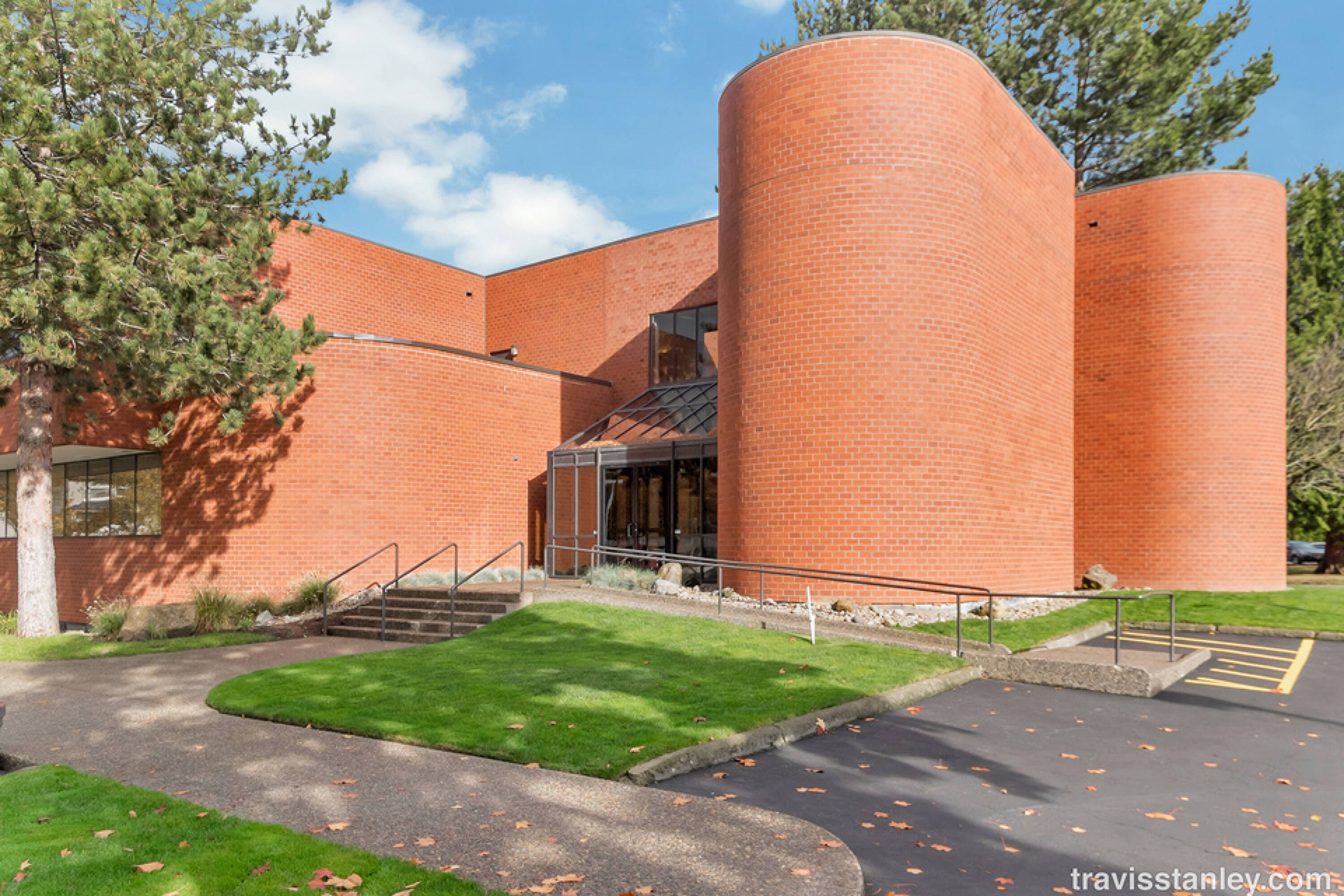501 NE Hood Ave, Gresham, OR 97030 | Crexi.com
