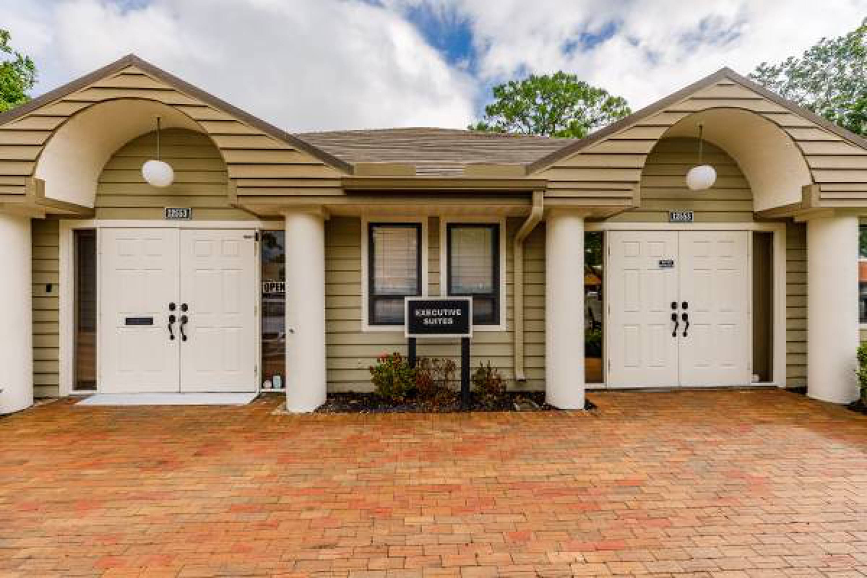 12557 New Brittany Blvd, Building 31, Fort Myers, FL 33907 | Crexi.com