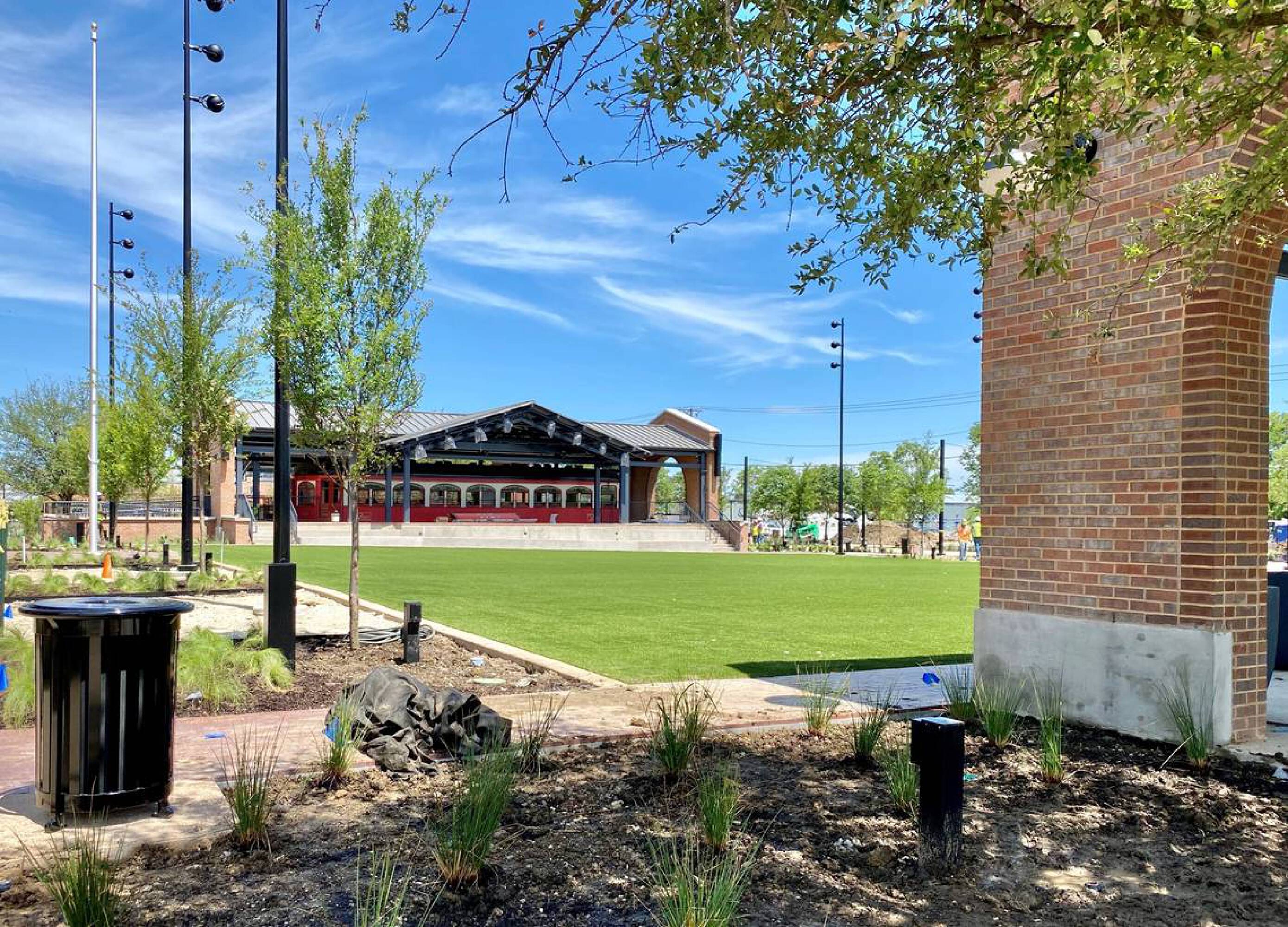 135 W Ellison St, Burleson, TX 76028 | Crexi.com