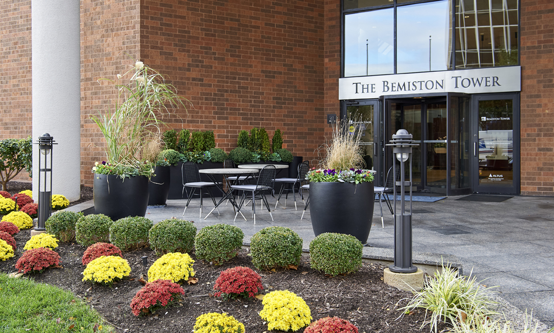 231 S Bemiston Ave, St. Louis, MO 63105 | Crexi.com