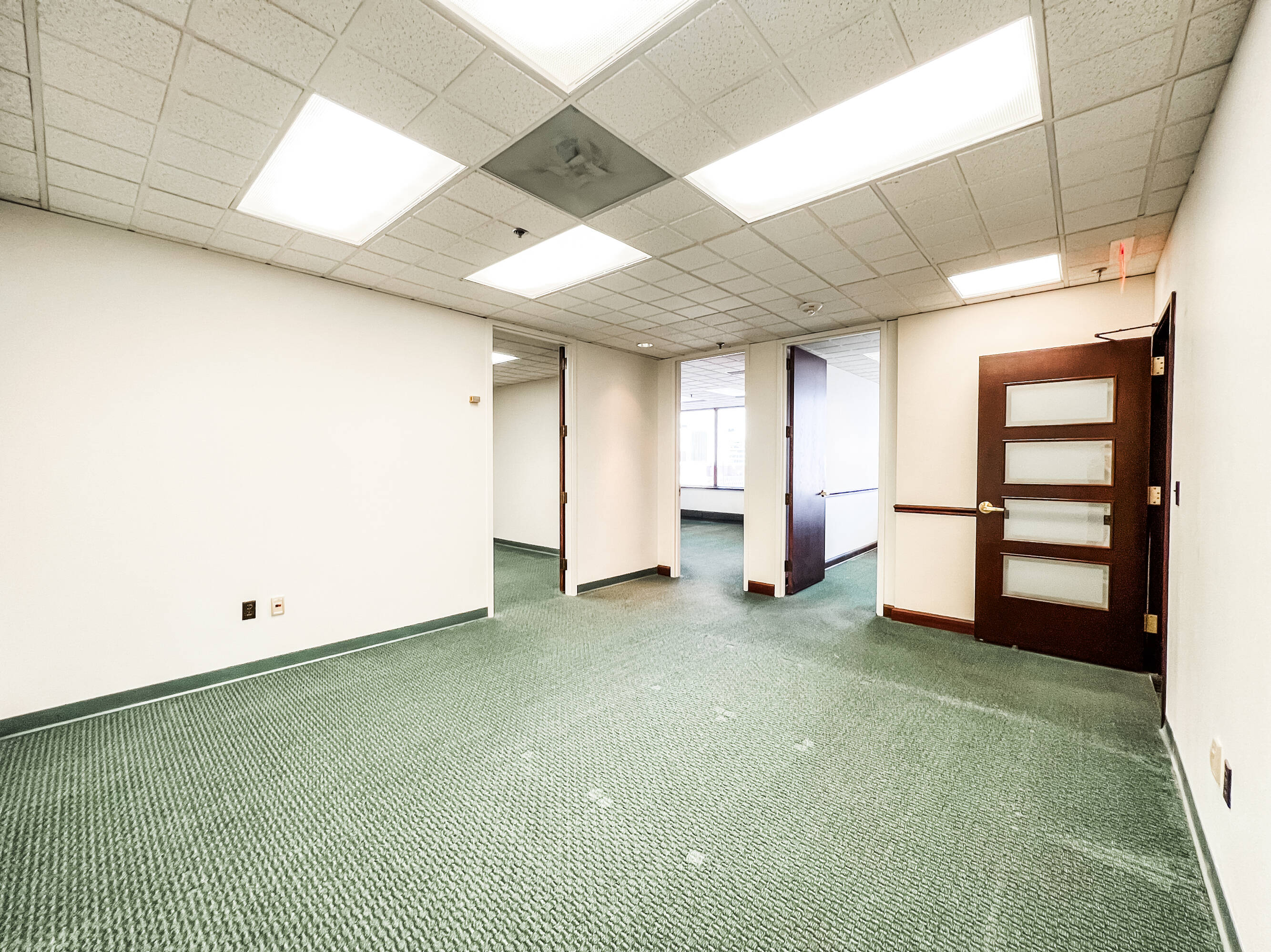 231 S Bemiston Ave, St. Louis, MO 63105 | Crexi.com