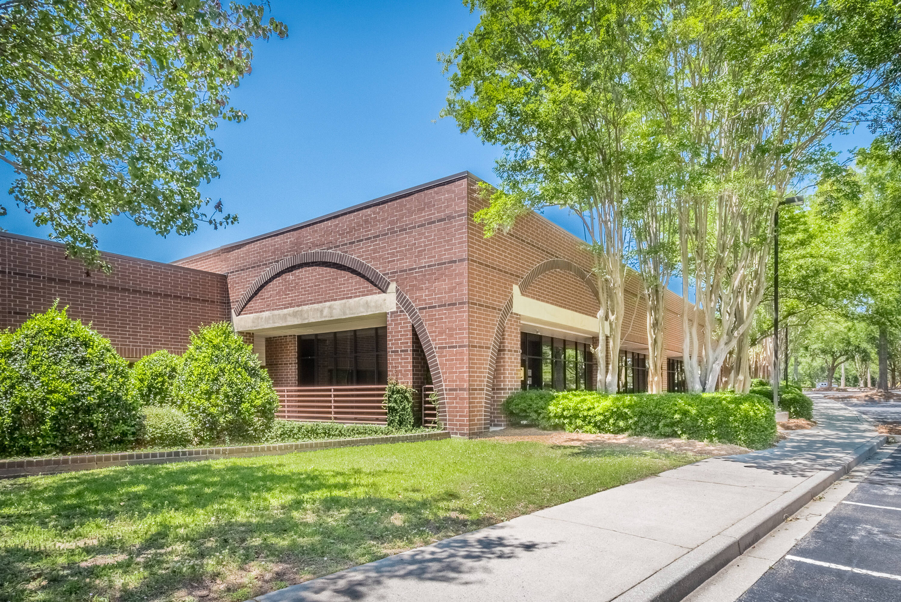 3860 FABER PLACE DR STE 100-5 Charleston SC 29405-8554 APN: 4100000031 ...