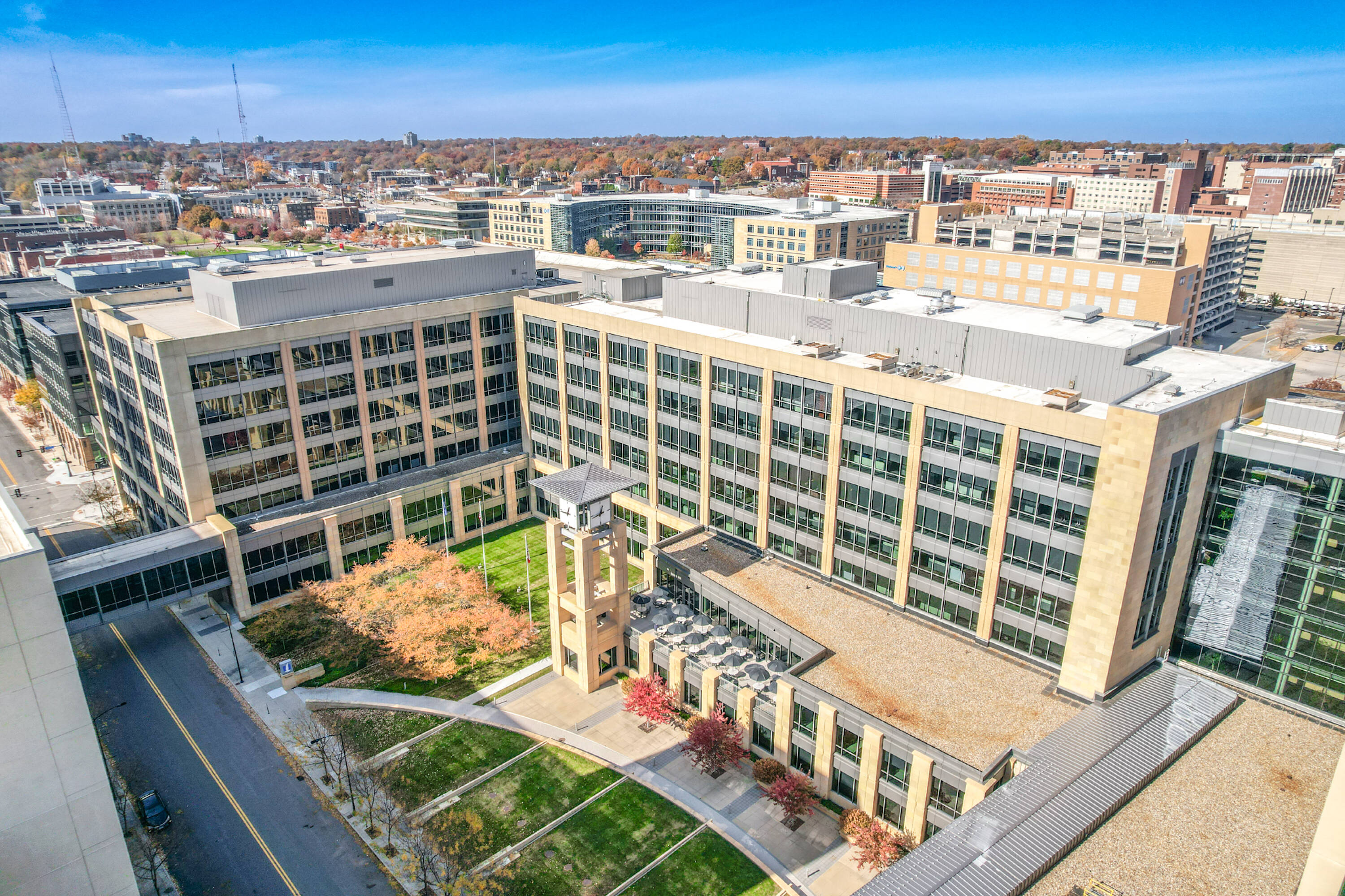 1100 LOCUST ST Des Moines IA 50391-1100 APN: 020/00144-002-000 | Crexi.com