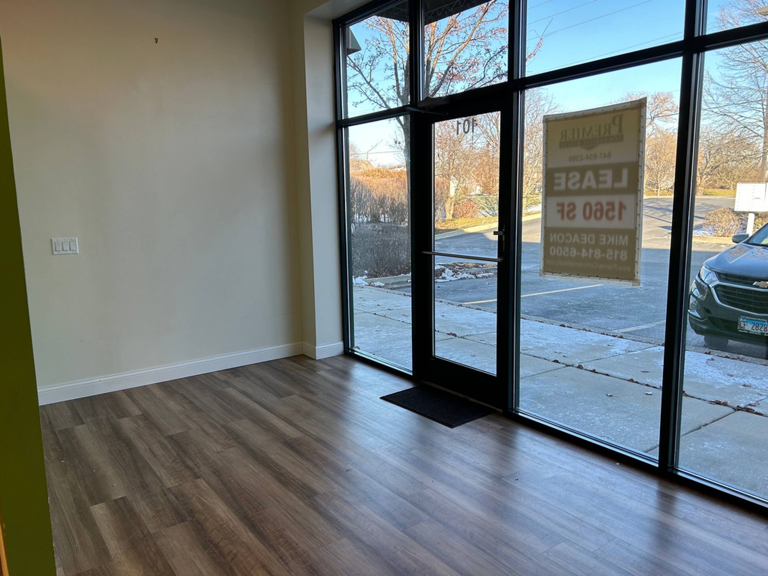 650 E Terra Cotta Ave, Crystal Lake, IL 60014 | Crexi.com