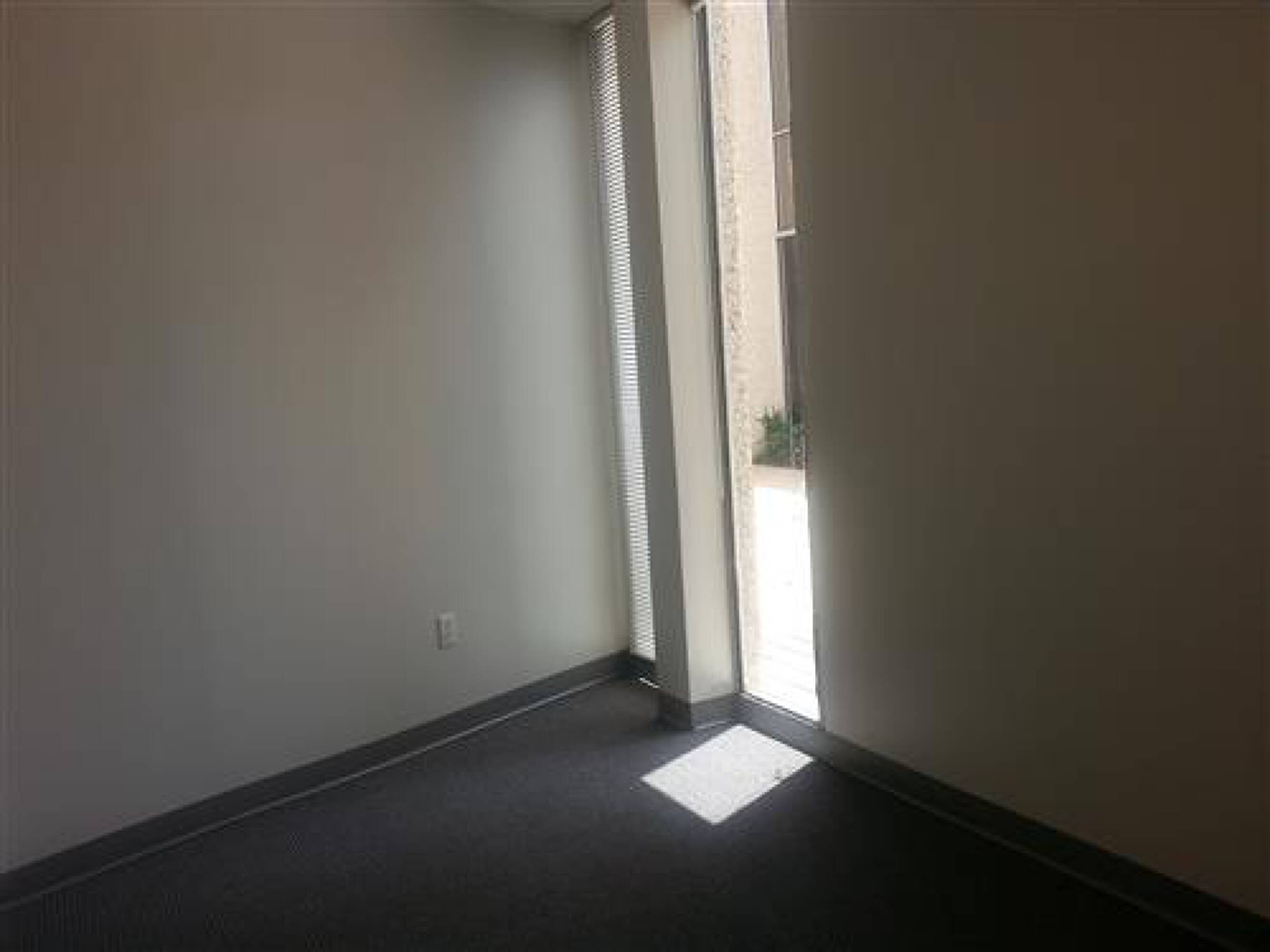 1322 Space Park Dr, Houston, TX 77058 | Crexi.com