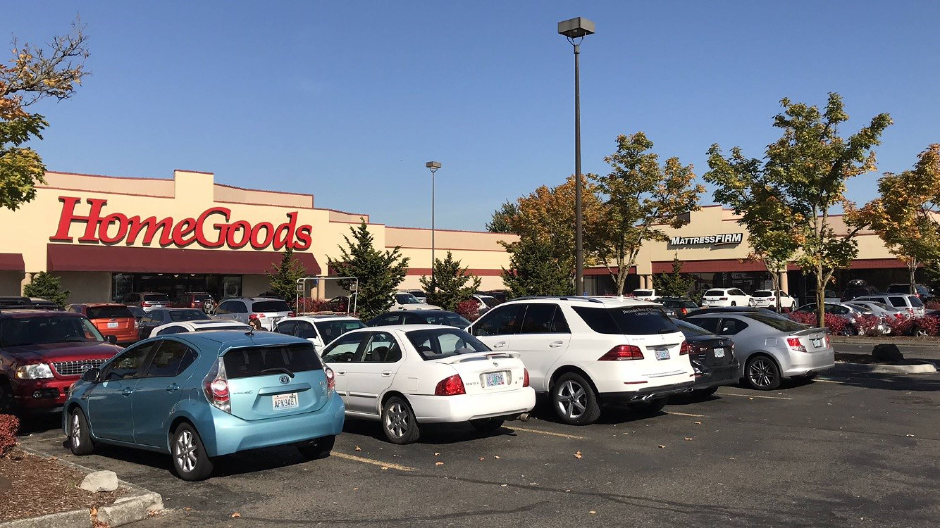 12025 SW Canyon Rd, Beaverton, OR 97005 | Crexi.com