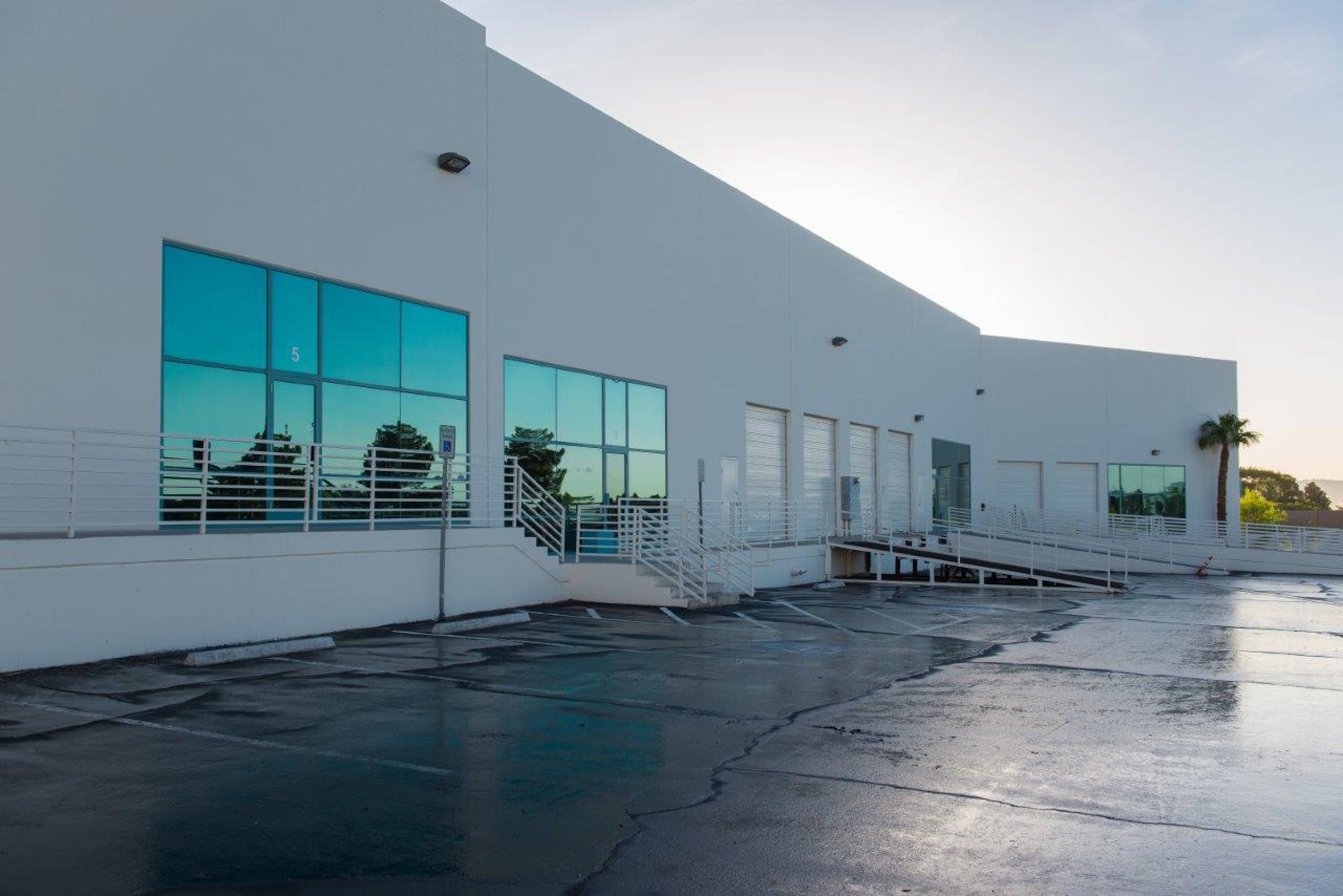 2710 Losee Road, North Las Vegas, NV 89030 | Crexi.com
