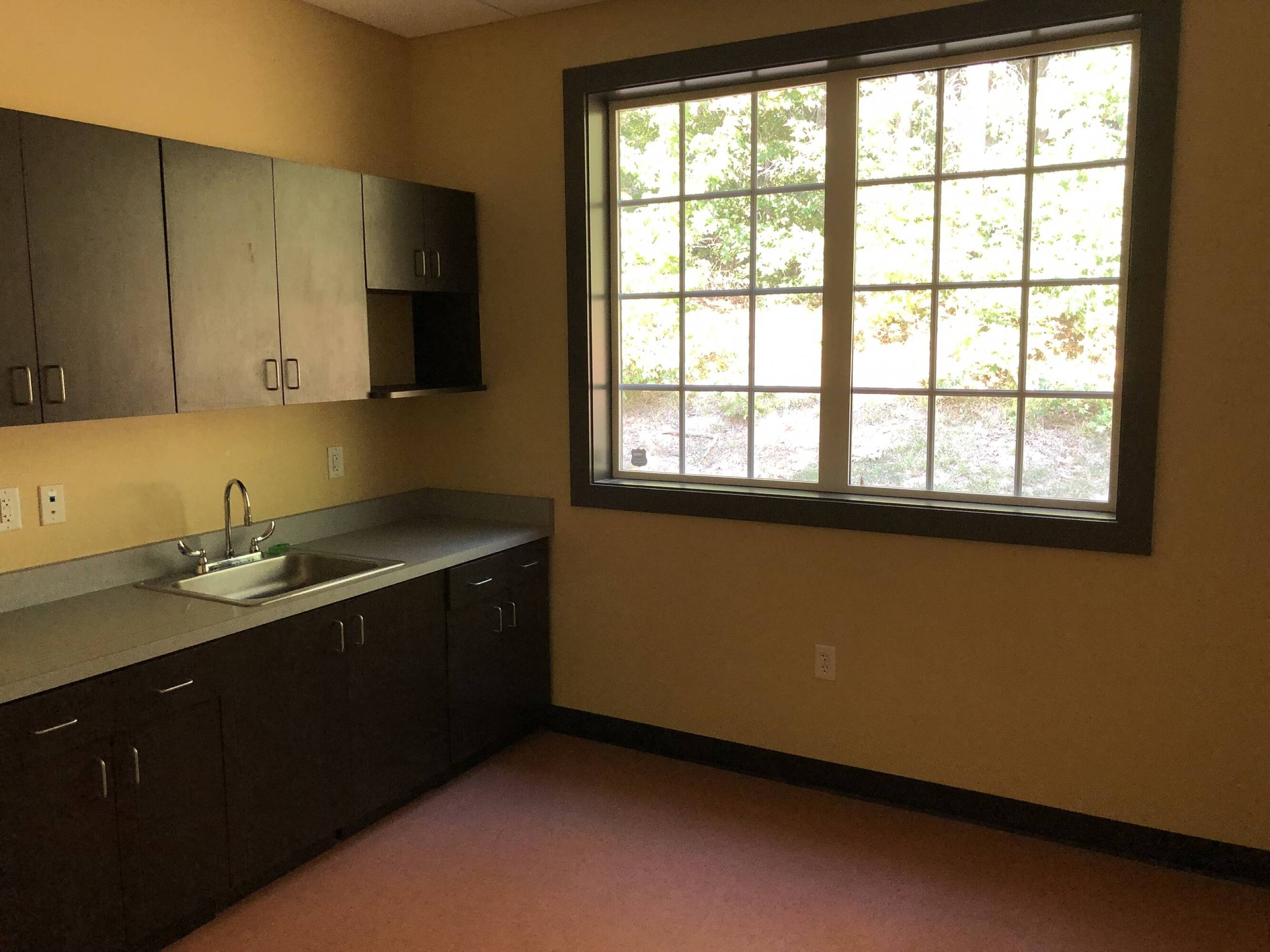 10200 Three Chopt Rd, Richmond, VA 23233 | Crexi.com