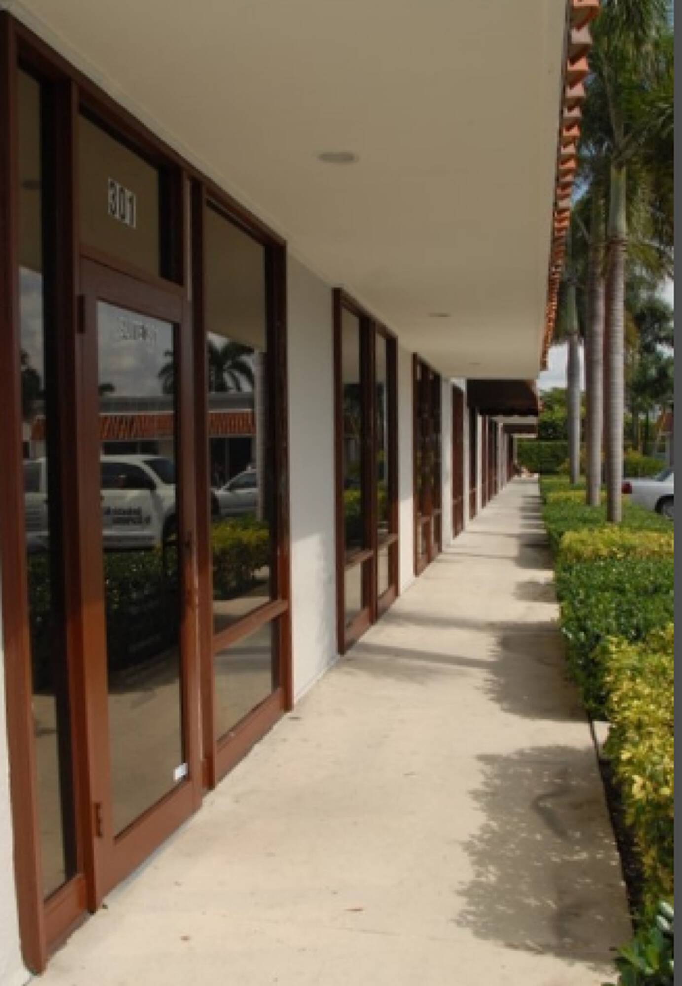 5601 CORPORATE WAY West Palm Beach FL 33407-2025 APN: 74434306010000160 ...