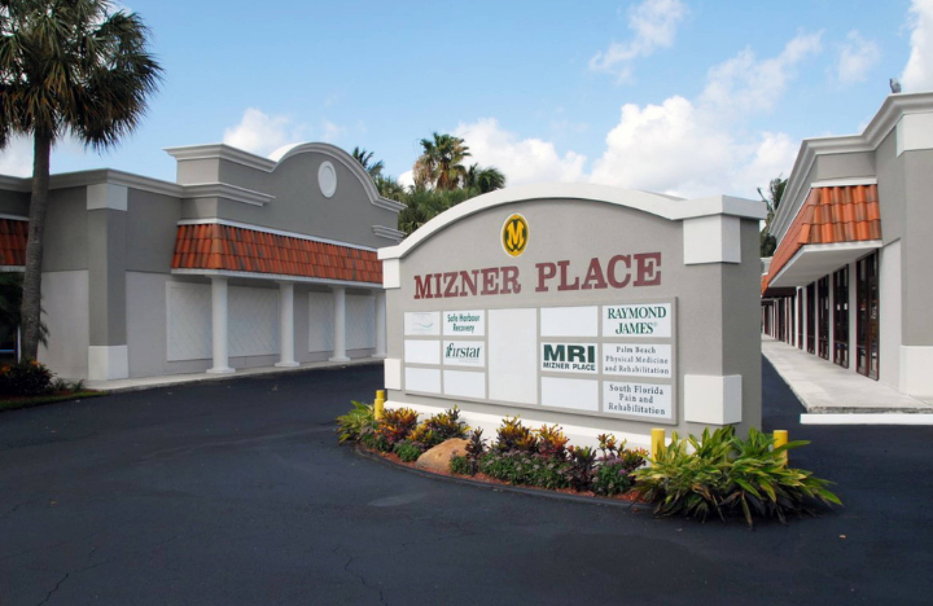 5601 CORPORATE WAY West Palm Beach FL 33407-2025 APN: 74434306010000160 ...