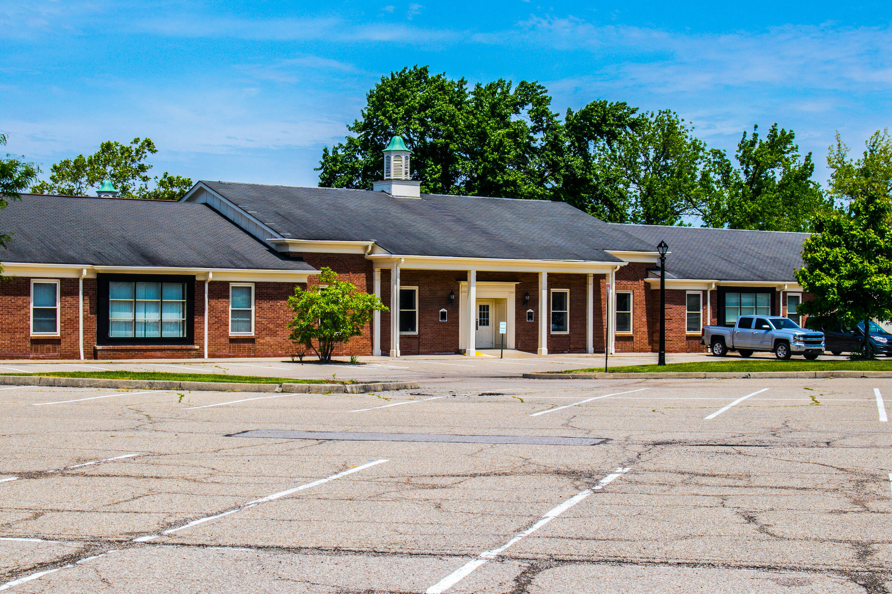 1-38 Triangle Park Dr, Cincinnati, OH 45246 | Crexi.com