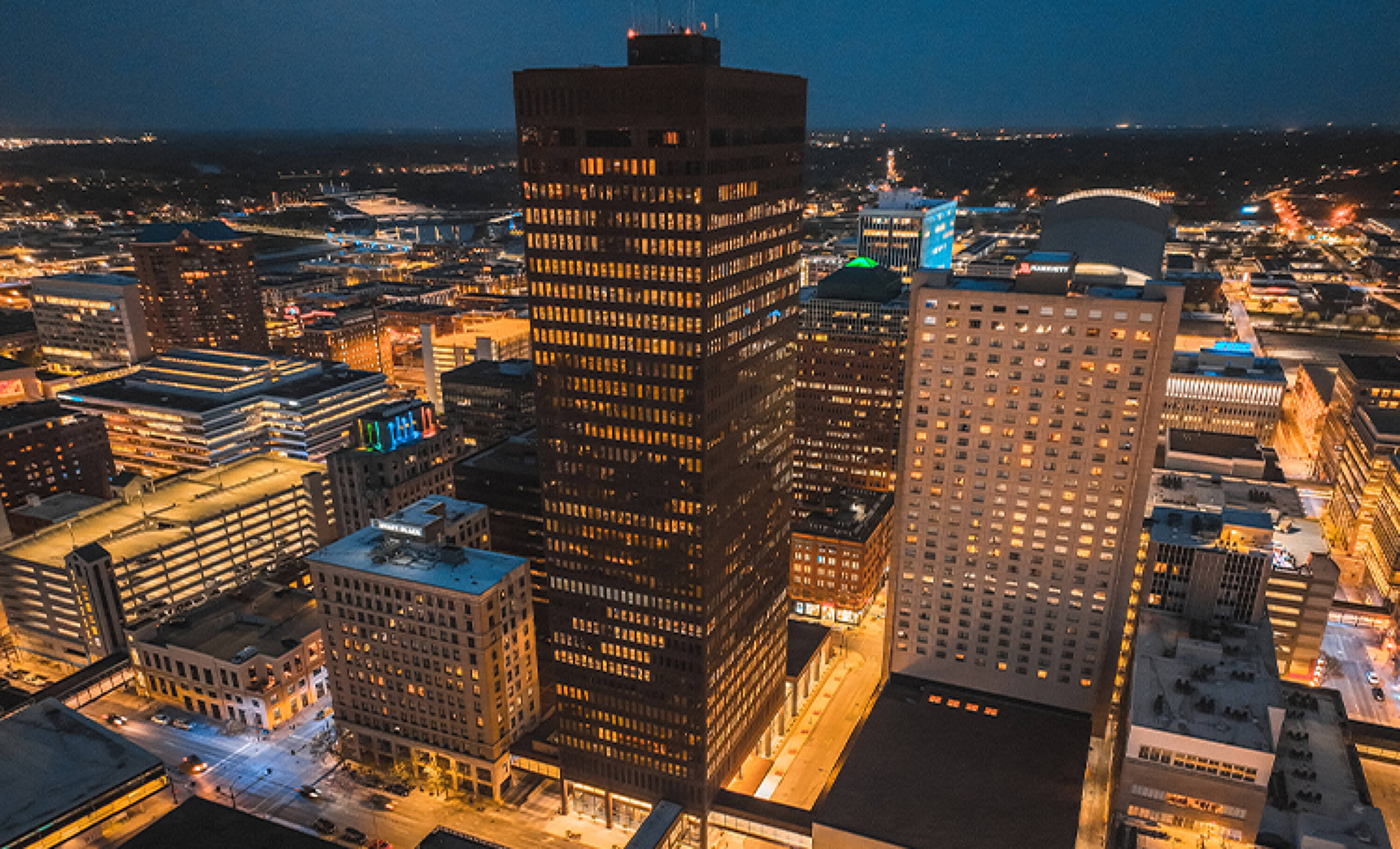 666 Grand Ave, Des Moines, IA 50309 | Crexi.com