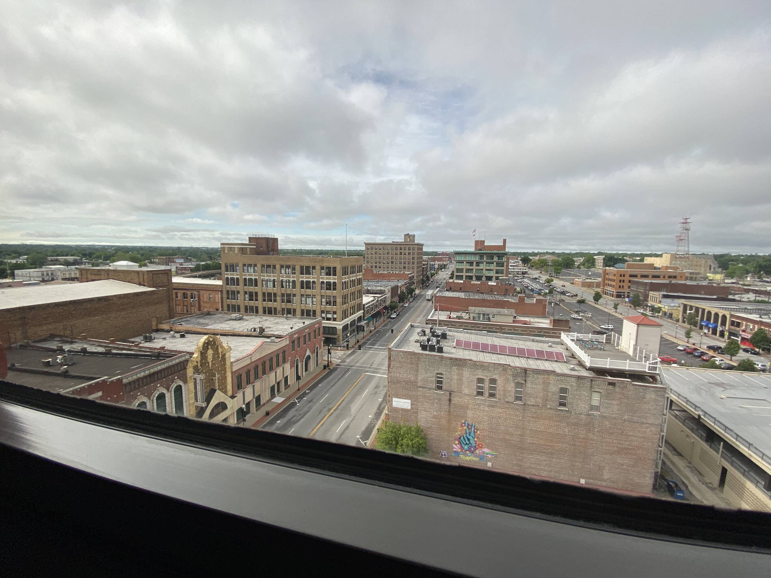 402 S Main St, Joplin, MO 64801 | Crexi.com