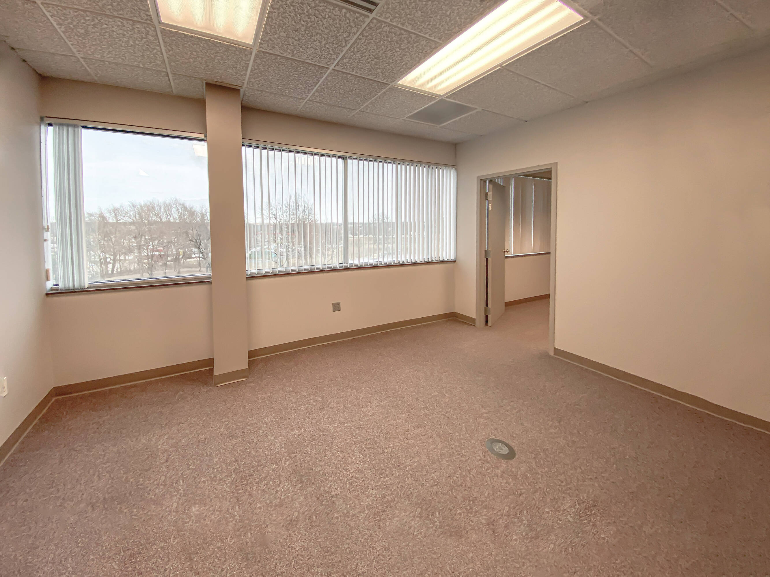 1801 W Norton Rd, Springfield, MO 65803 | Crexi.com