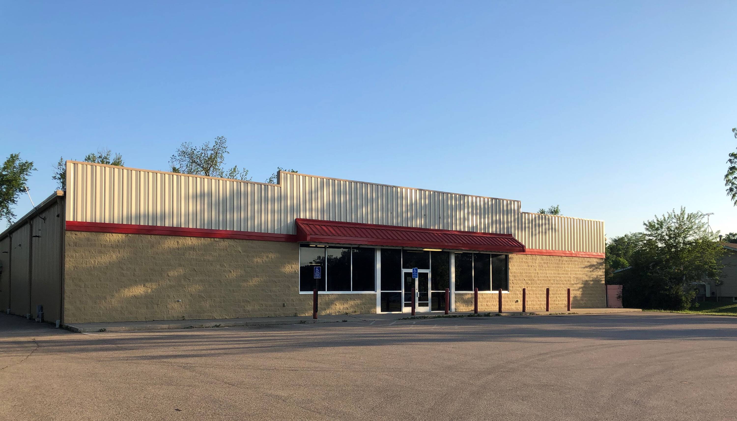 169 East Highway 14, Tyler, MN 56178 | Crexi.com