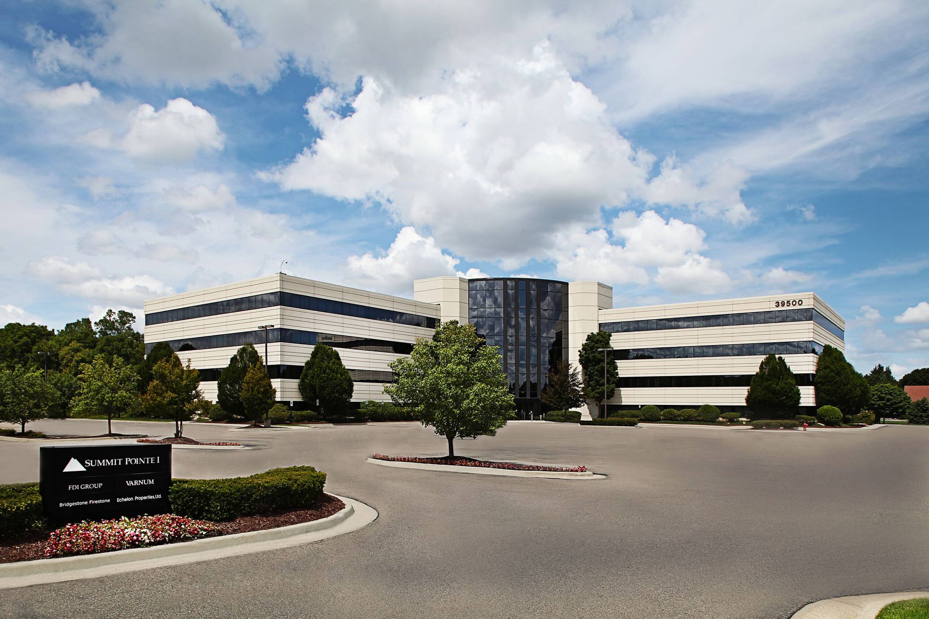 39500 High Pointe Blvd, Novi, MI 48375 | Crexi.com