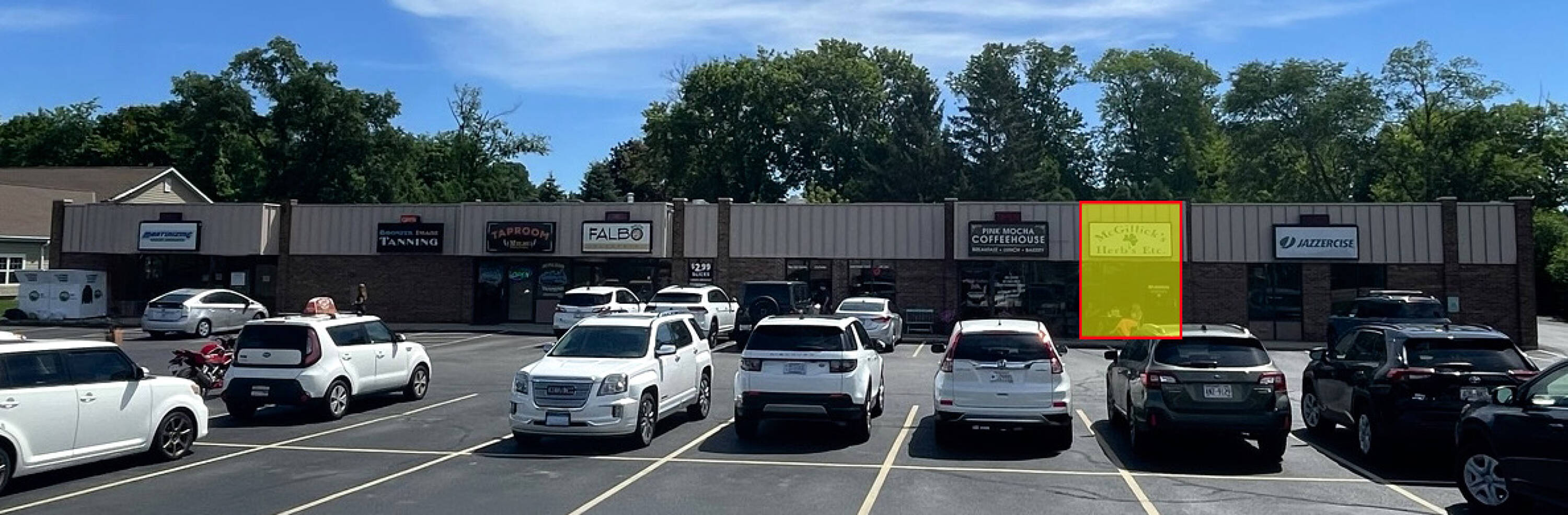 418 MERTON AVE Hartland WI 53029-1524 APN: HAV -0428-982 | Crexi.com