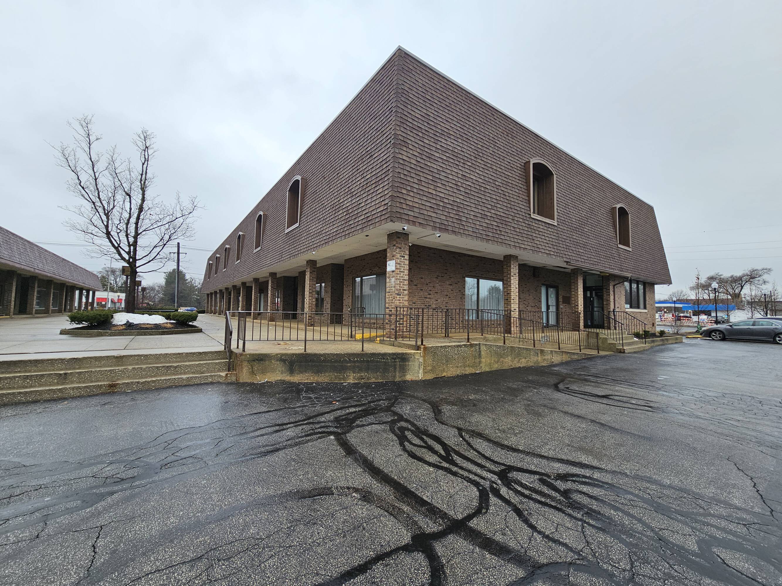 417-435 Ridge Rd, Munster, IN 46321 | Crexi.com