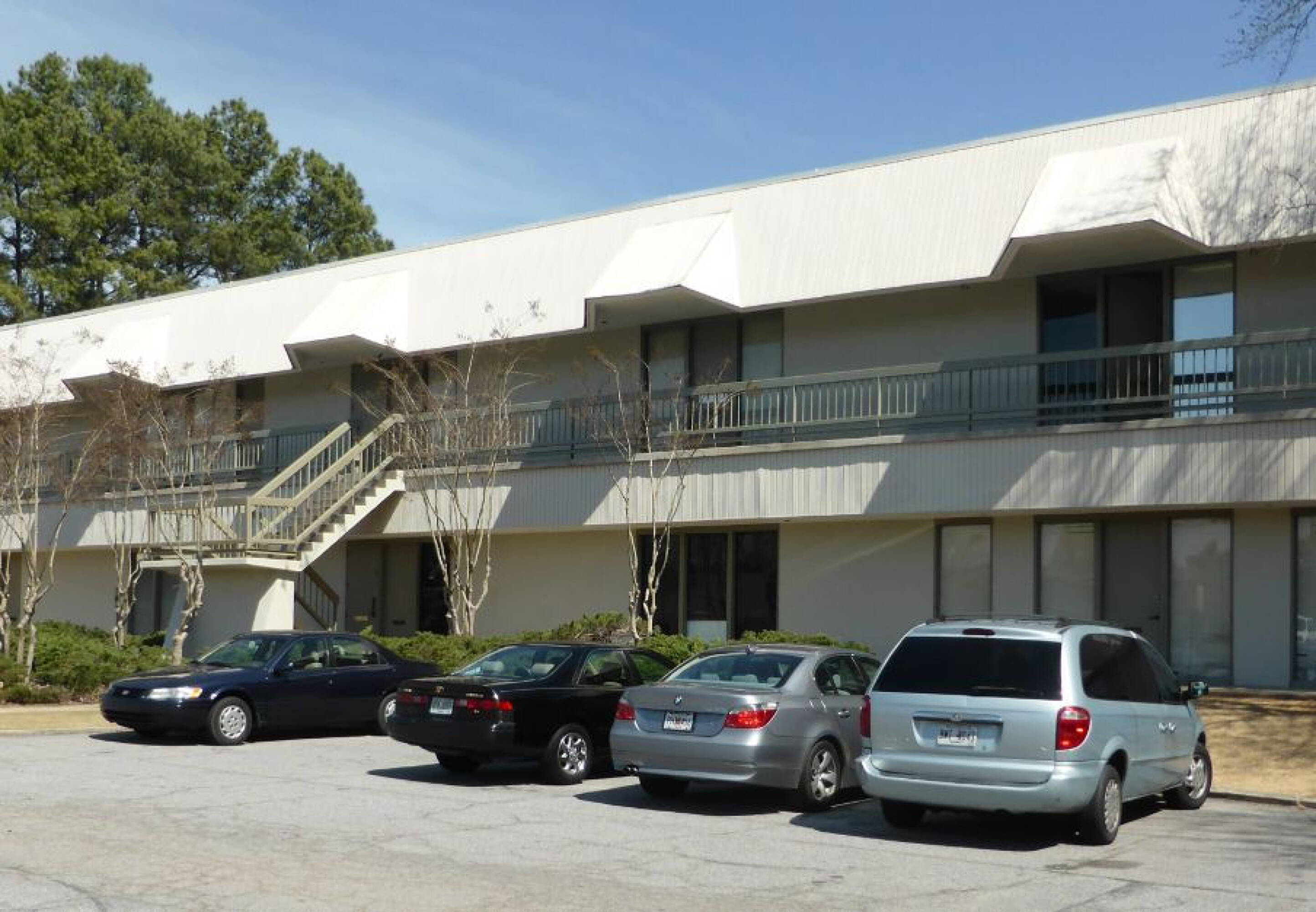 3951 PLEASANTDALE RD Doraville GA 30340-4256 APN: 18 314 02 011 | Crexi.com