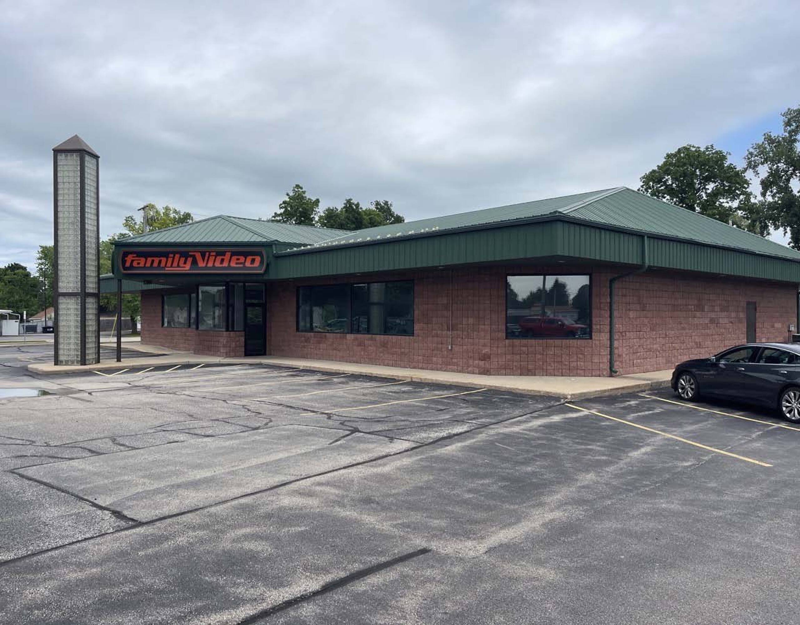 1800 Crooks Ave, Kaukauna, WI 54130 | Crexi.com