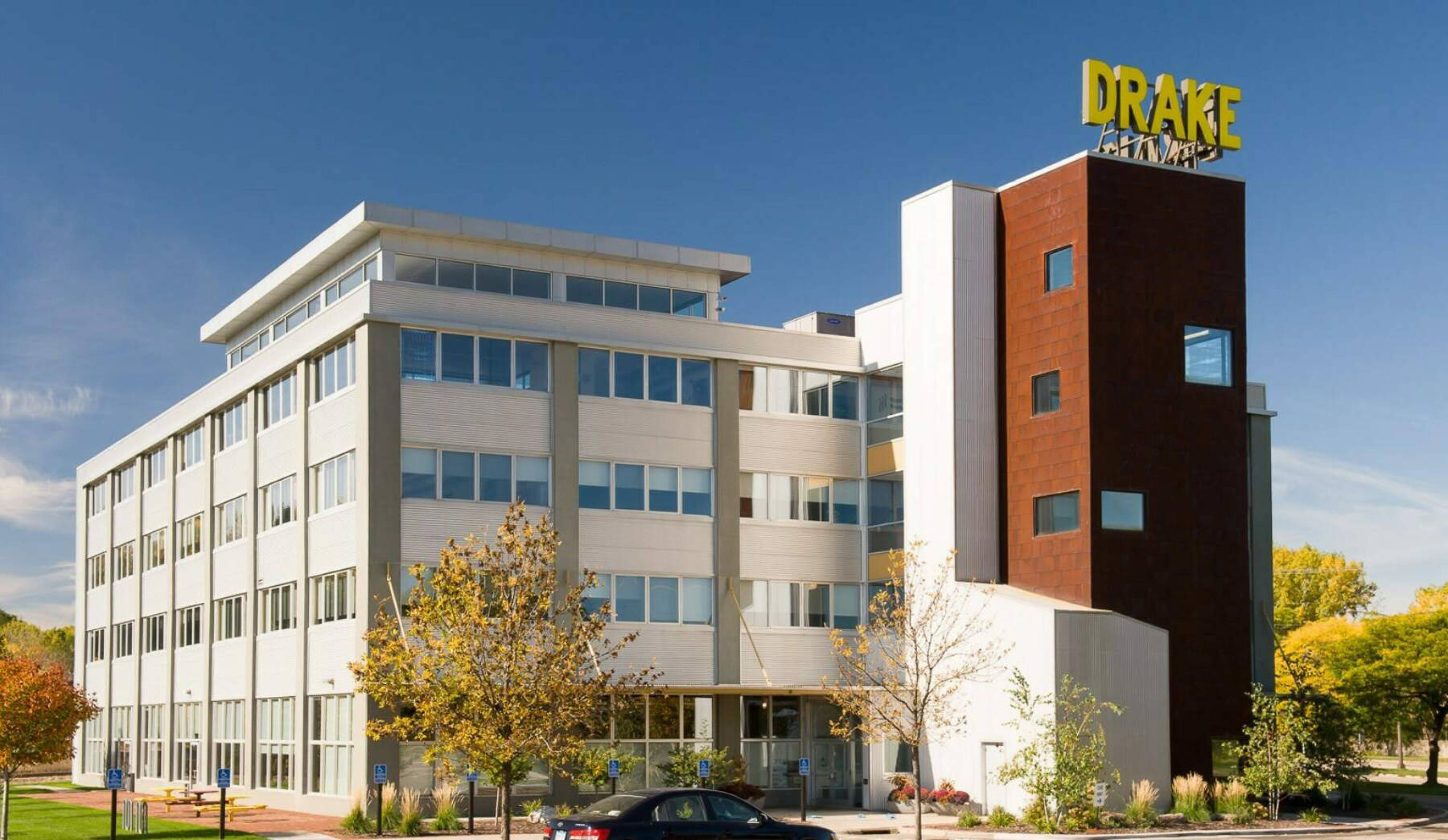 60 Plato Boulevard, Saint Paul, MN 55107 | Crexi.com