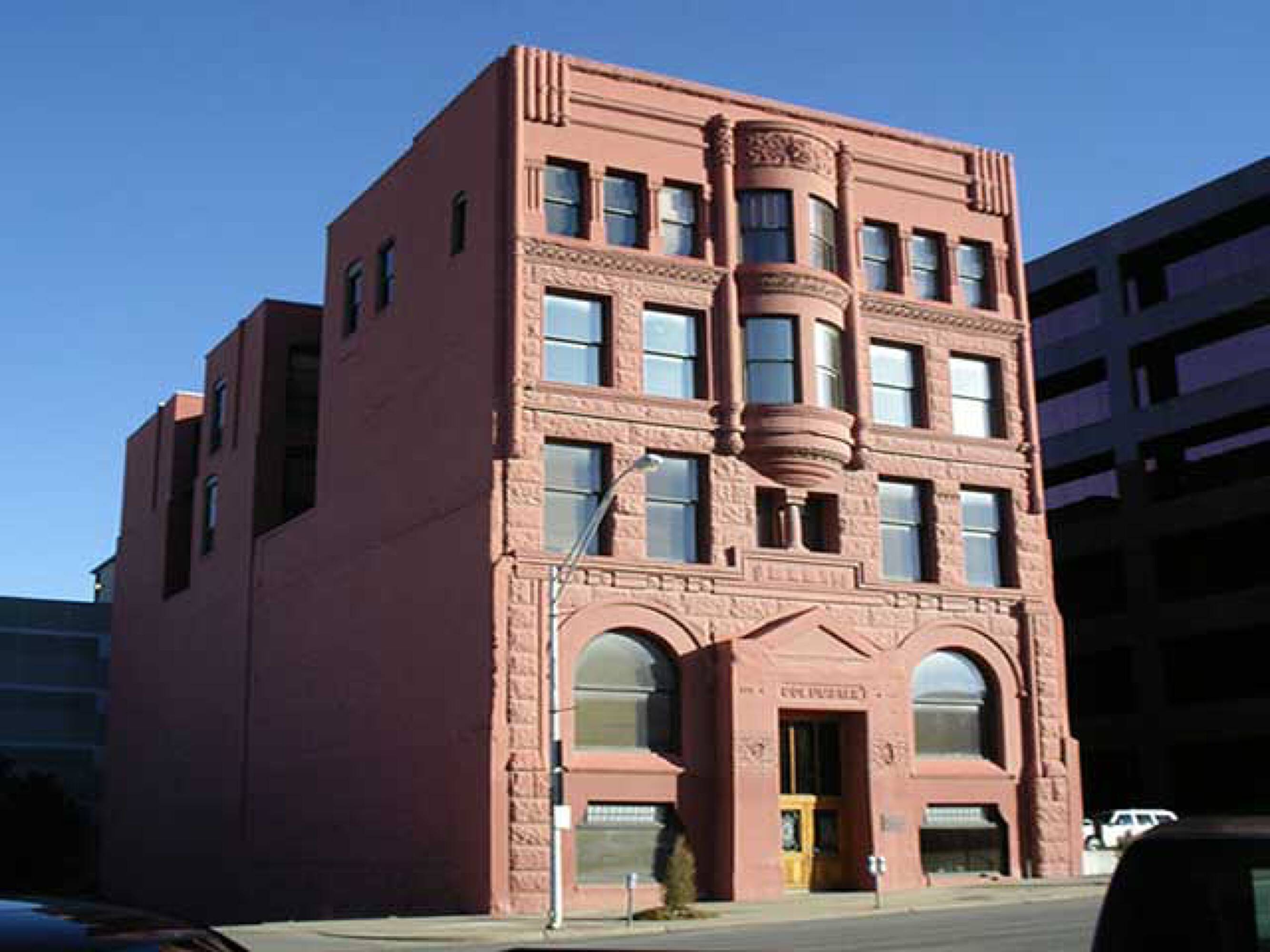 112 SW 6th Ave, Topeka, KS 66603 | Crexi.com