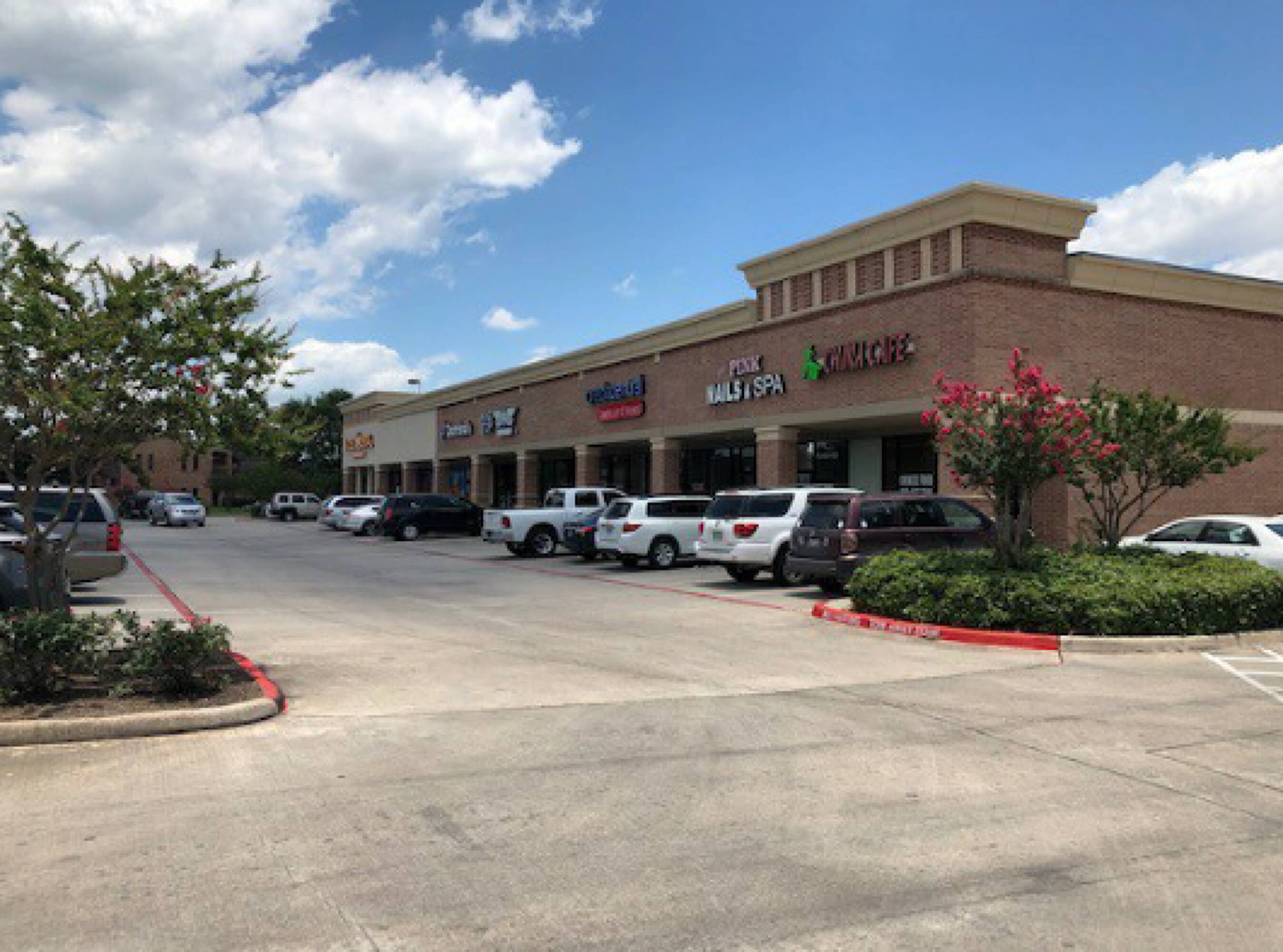 12620 Woodforest Blvd, Houston, TX 77015 | Crexi.com