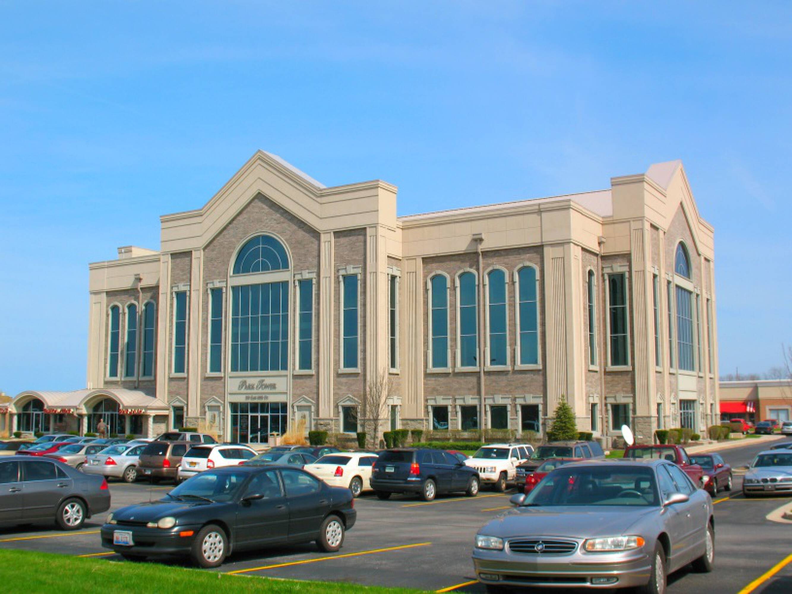 233 E 84th Dr, Merrillville, IN 46410 | Crexi.com