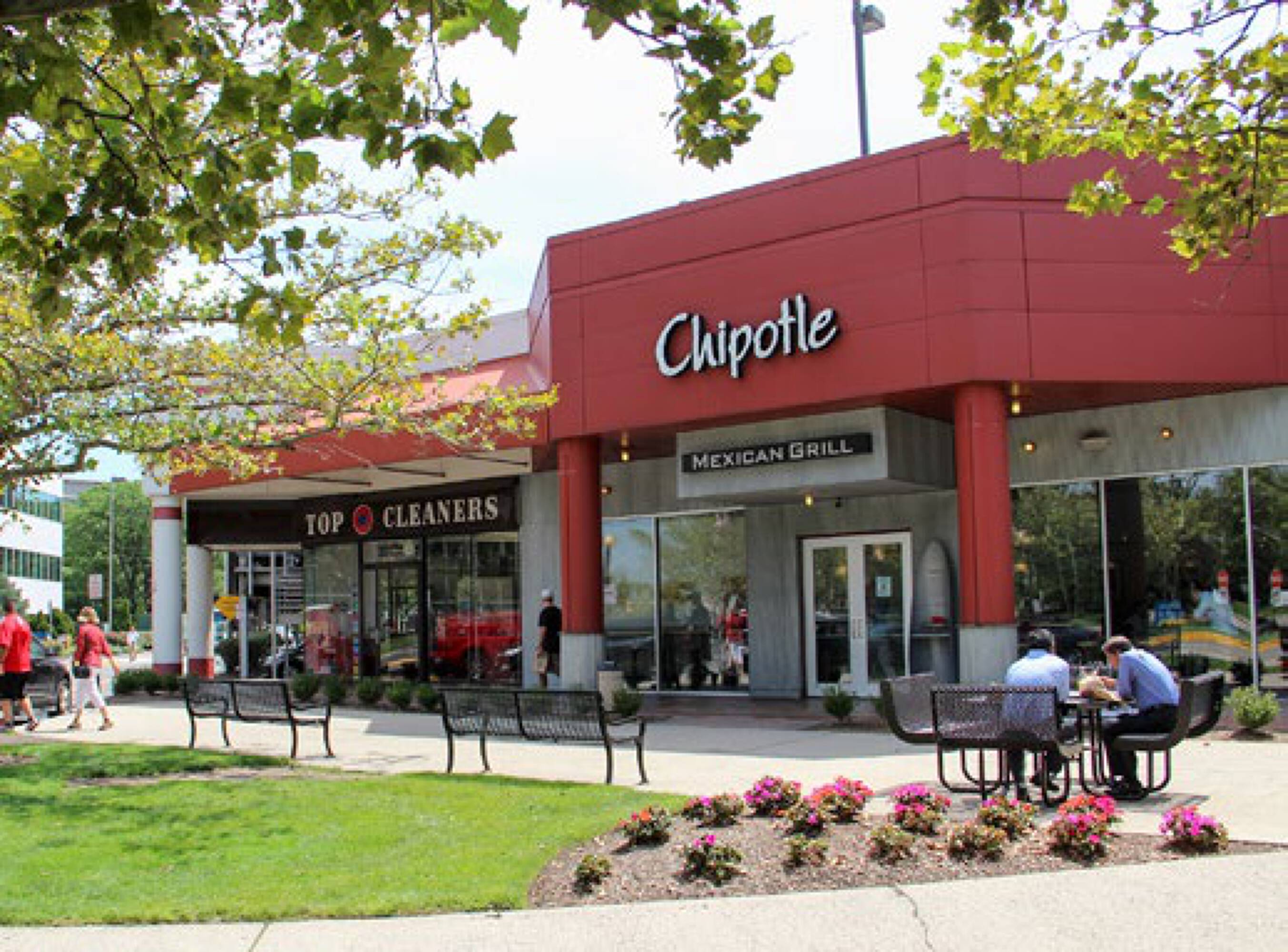 700 Plaza Dr, Secaucus, NJ 07094 - Retail Space for Lease - The Plaza ...