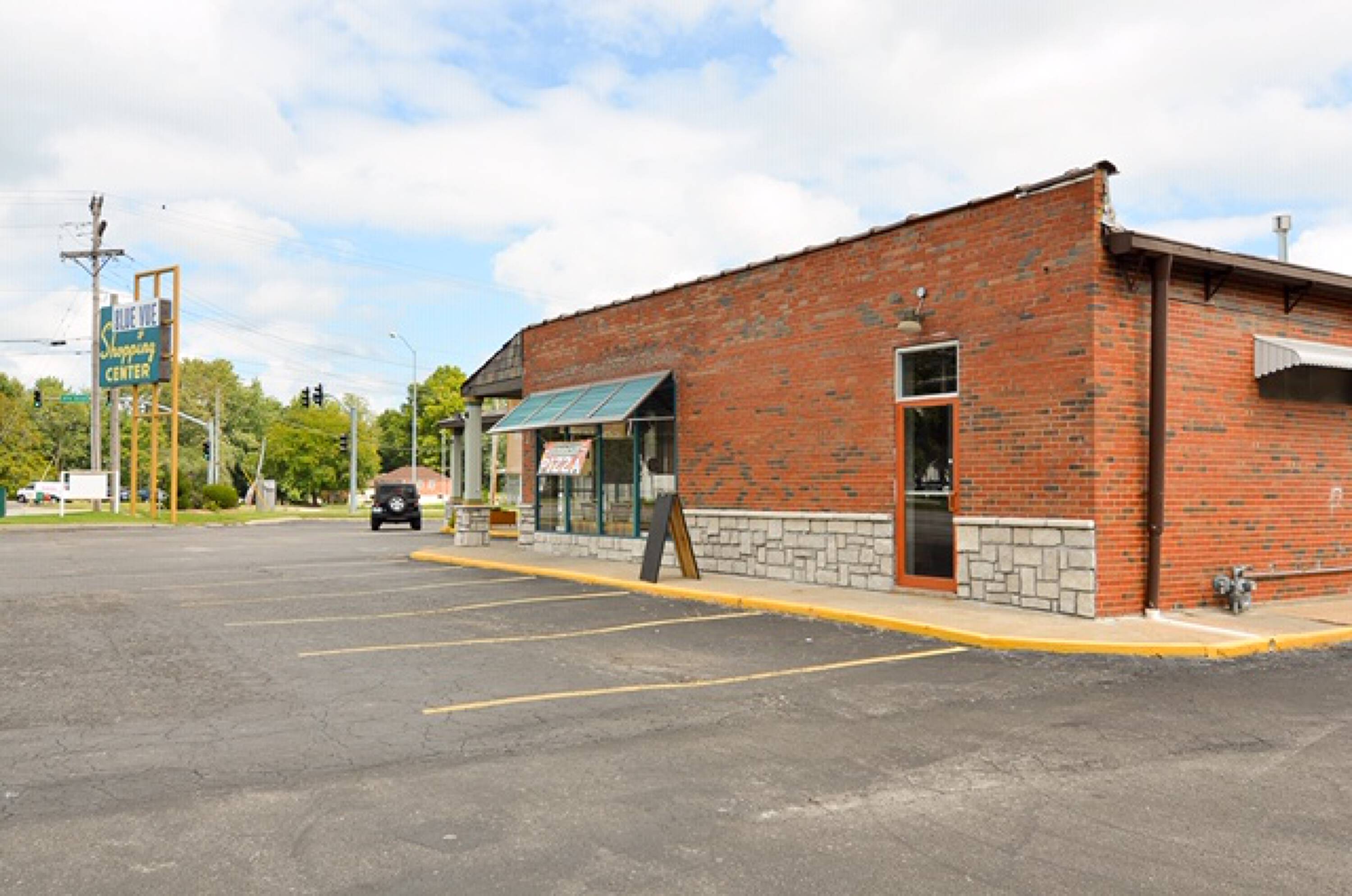 4701 Blue Ridge Blvd, KCMO, MO 64133 | Crexi.com