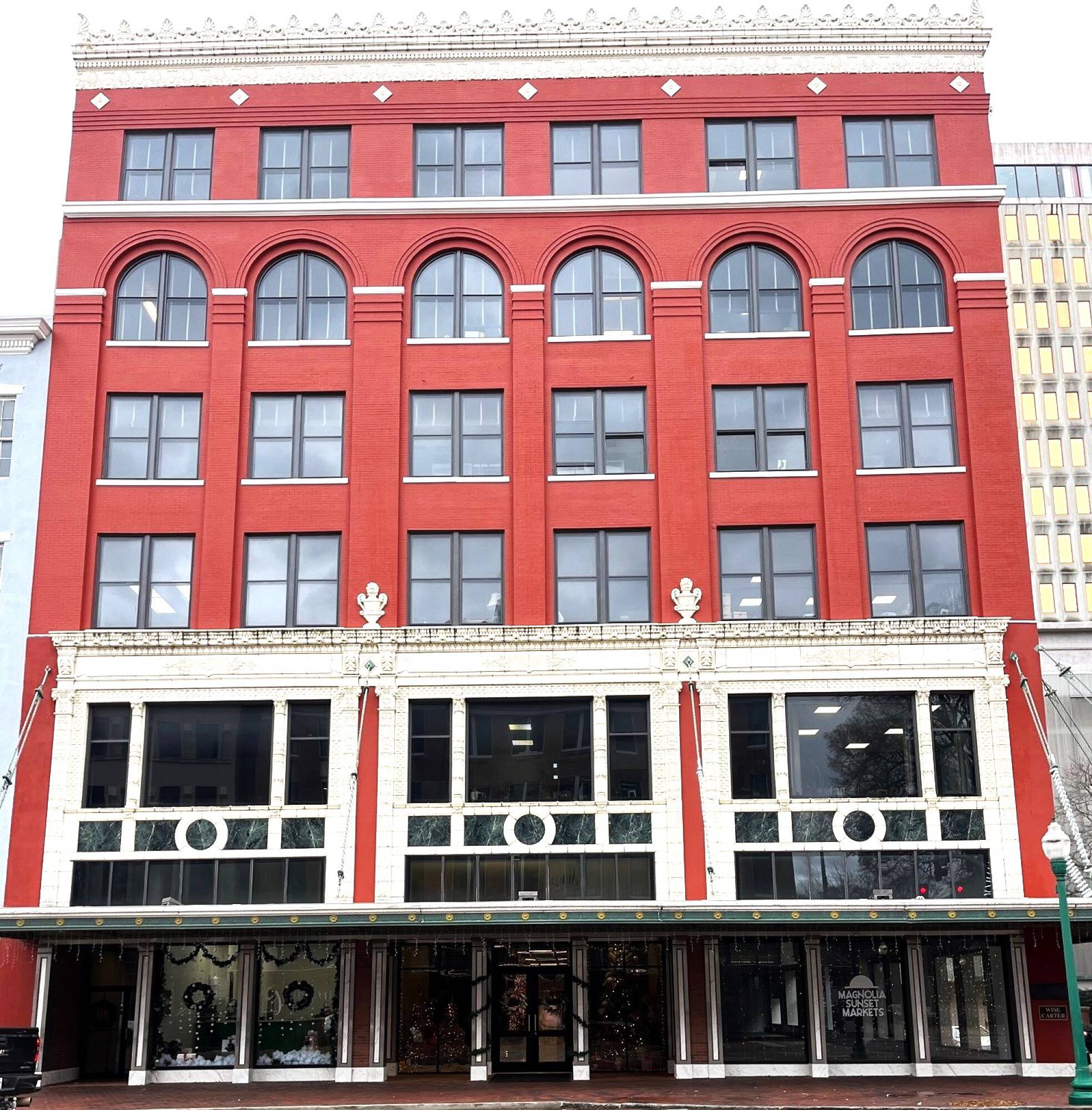 401 E Capitol St, Jackson, MS 39201 | Crexi.com