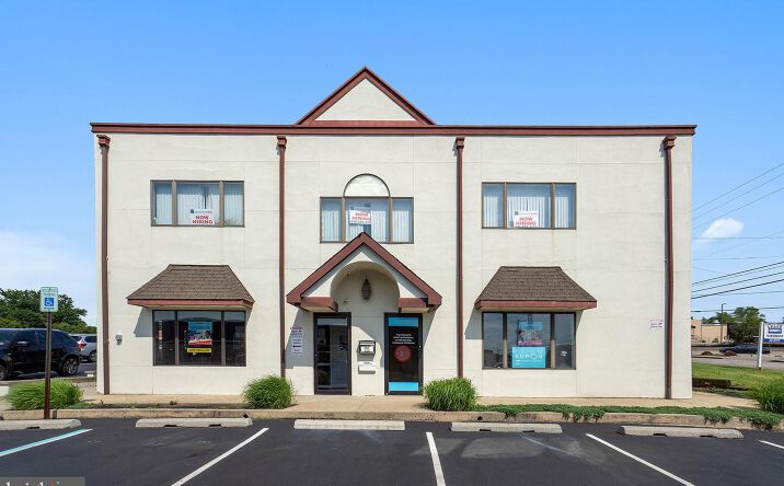 404 W Ridge Pike, Conshohocken, PA 19428 | Crexi.com