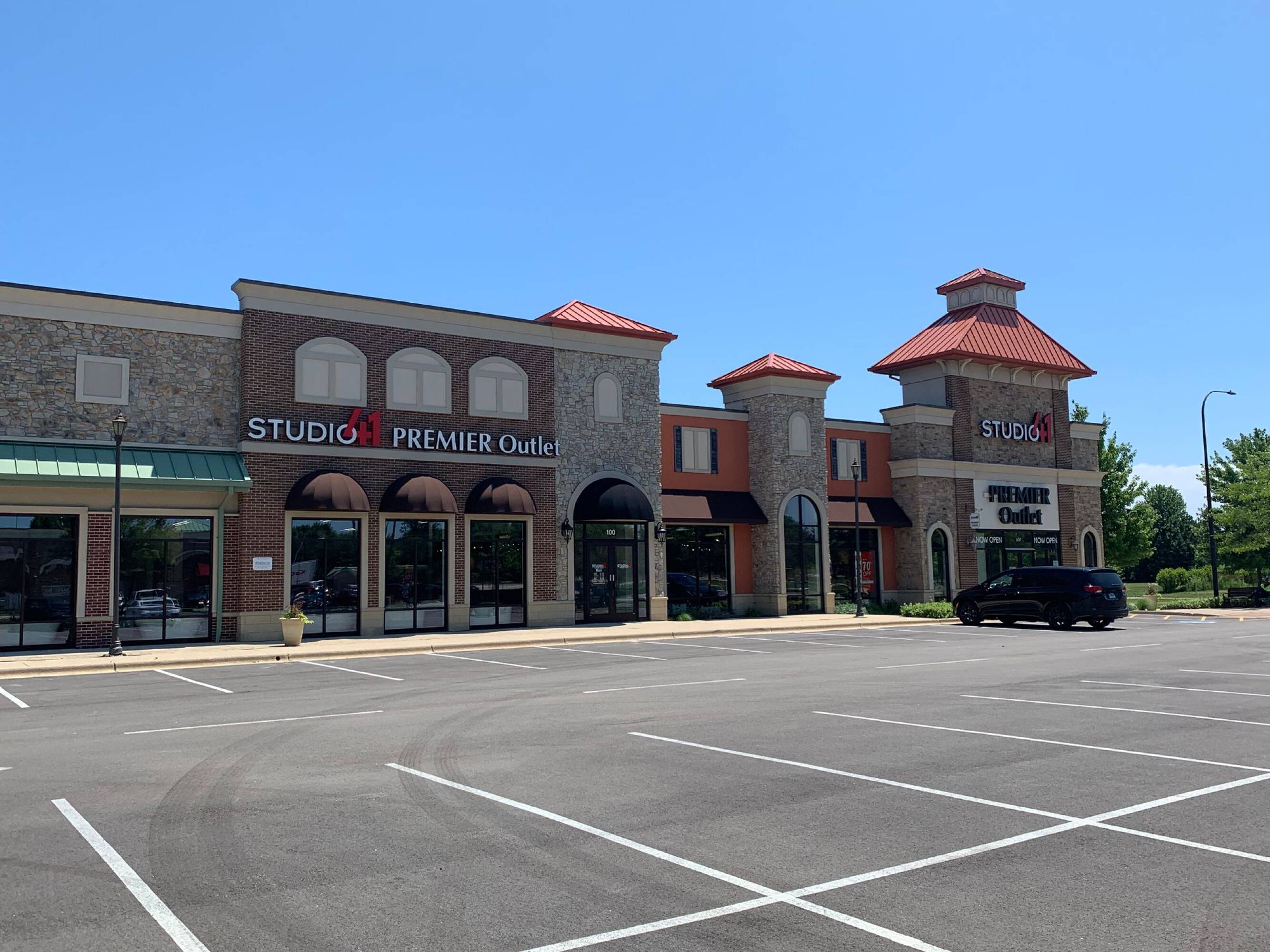 1320 N ROUTE 59 Naperville IL 60563-4290 APN: 0710314010 | Crexi.com