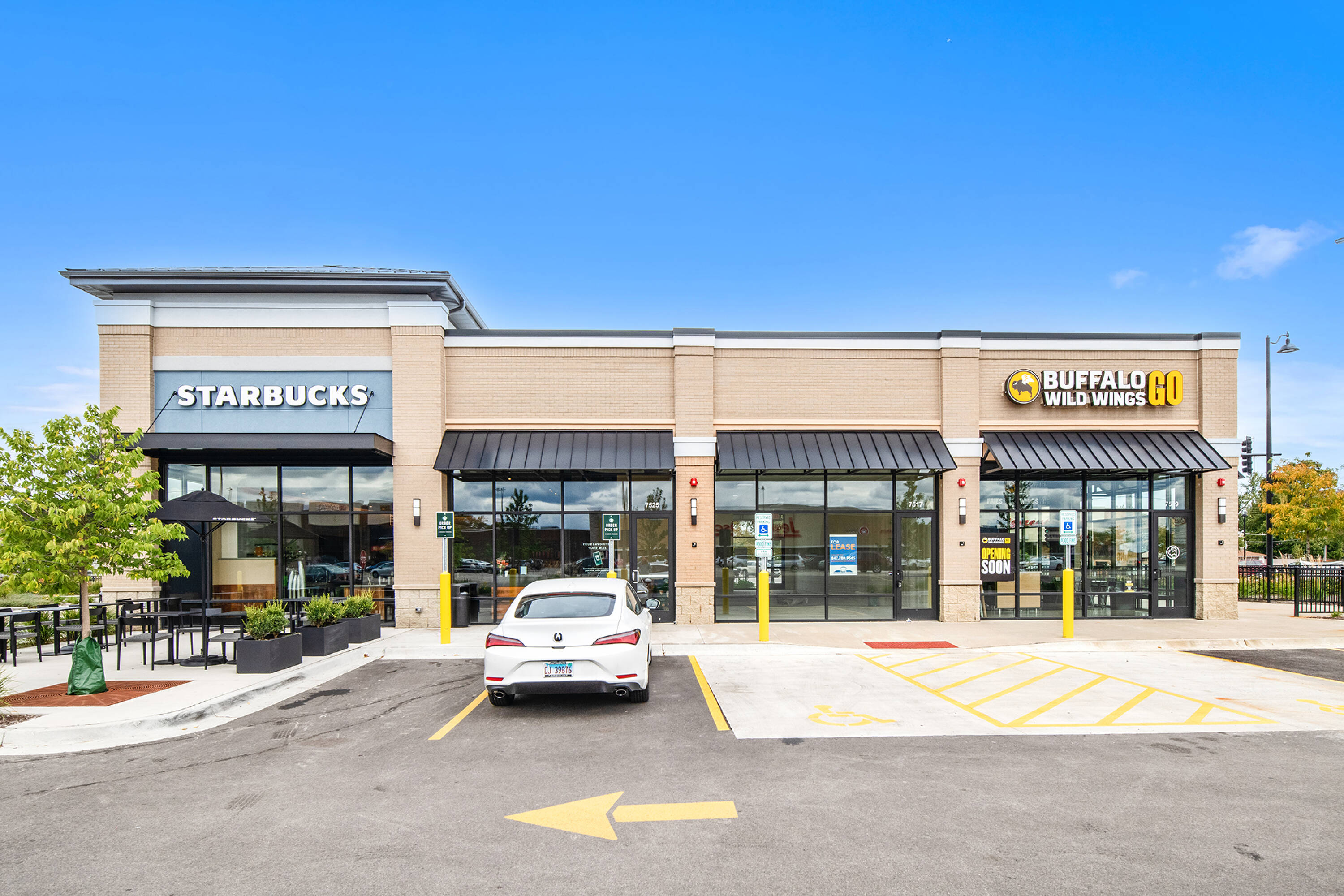 7900 N. Milwaukee Ave, Niles, IL 60714 | Crexi.com